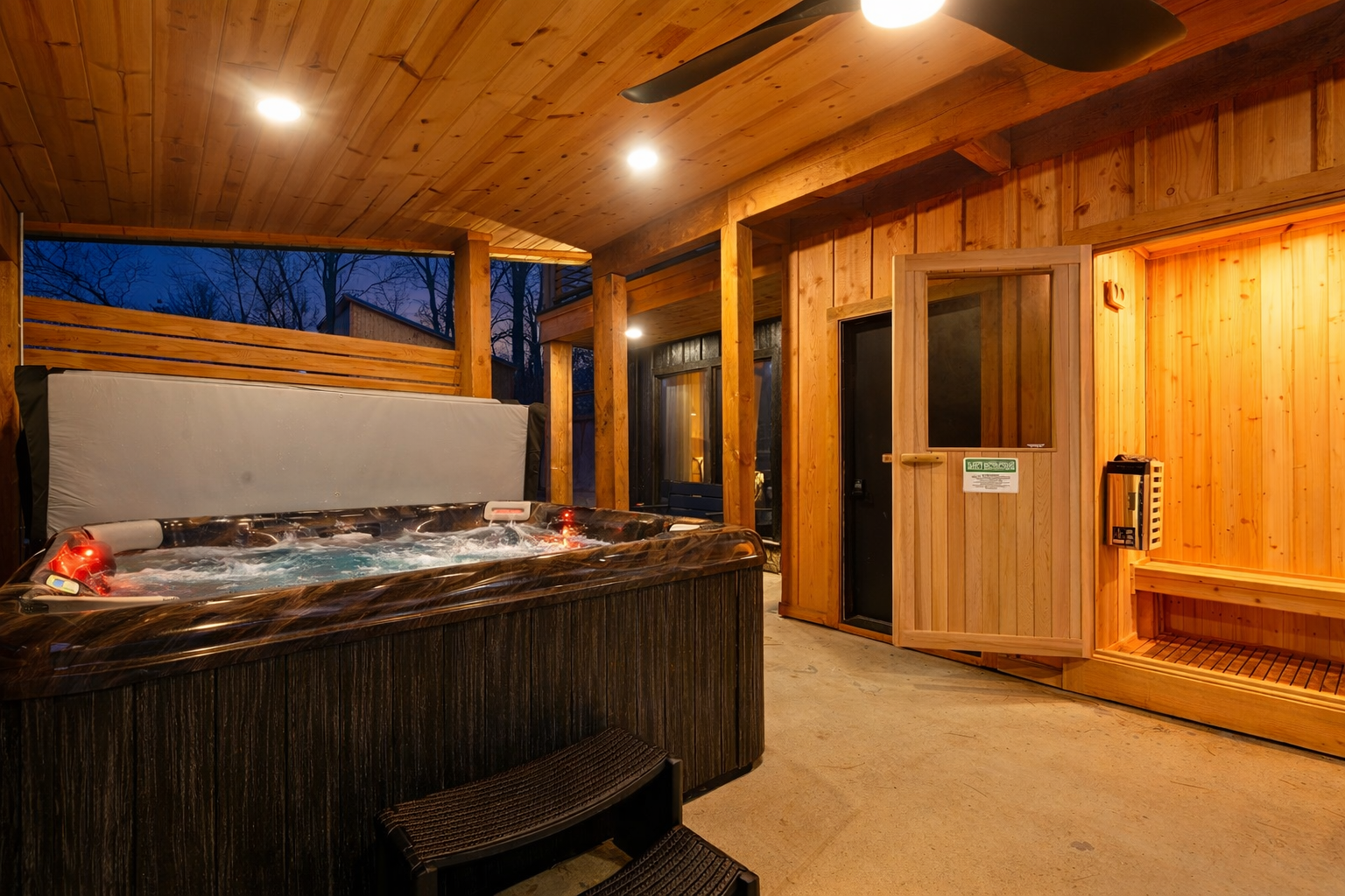 Luxurious Sauna And Hot Tub - Charming Cabin Retreat - Oklahoma
