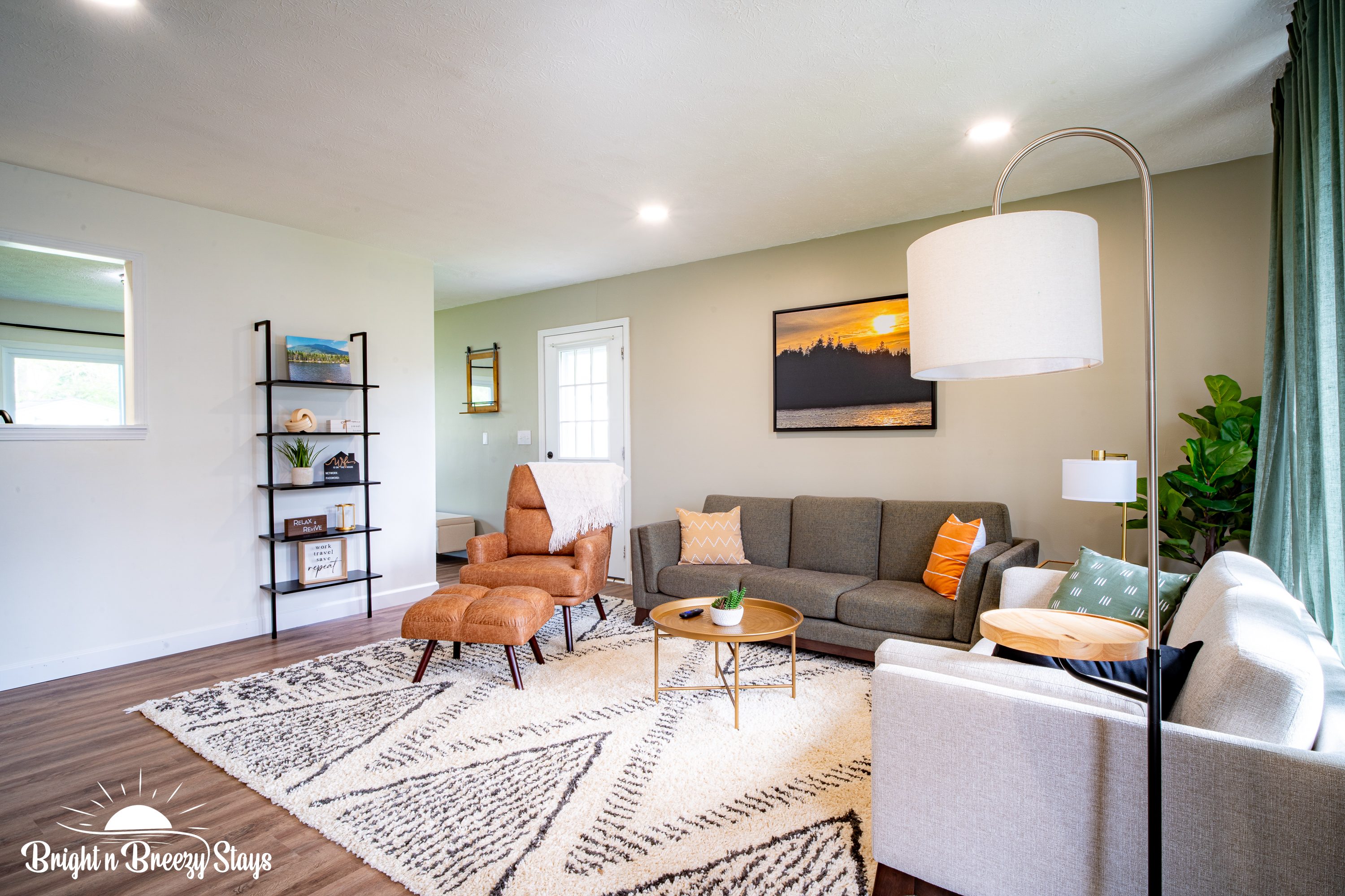 Cozy Retreat With Lakeside Access - Charming Coastal Haven - Vermilion, OH