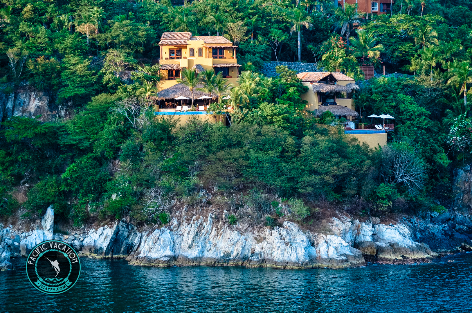 The Estate At Pacific Vacation | Staypv Luxury Oceanfront With Staff - Zihuatanejo