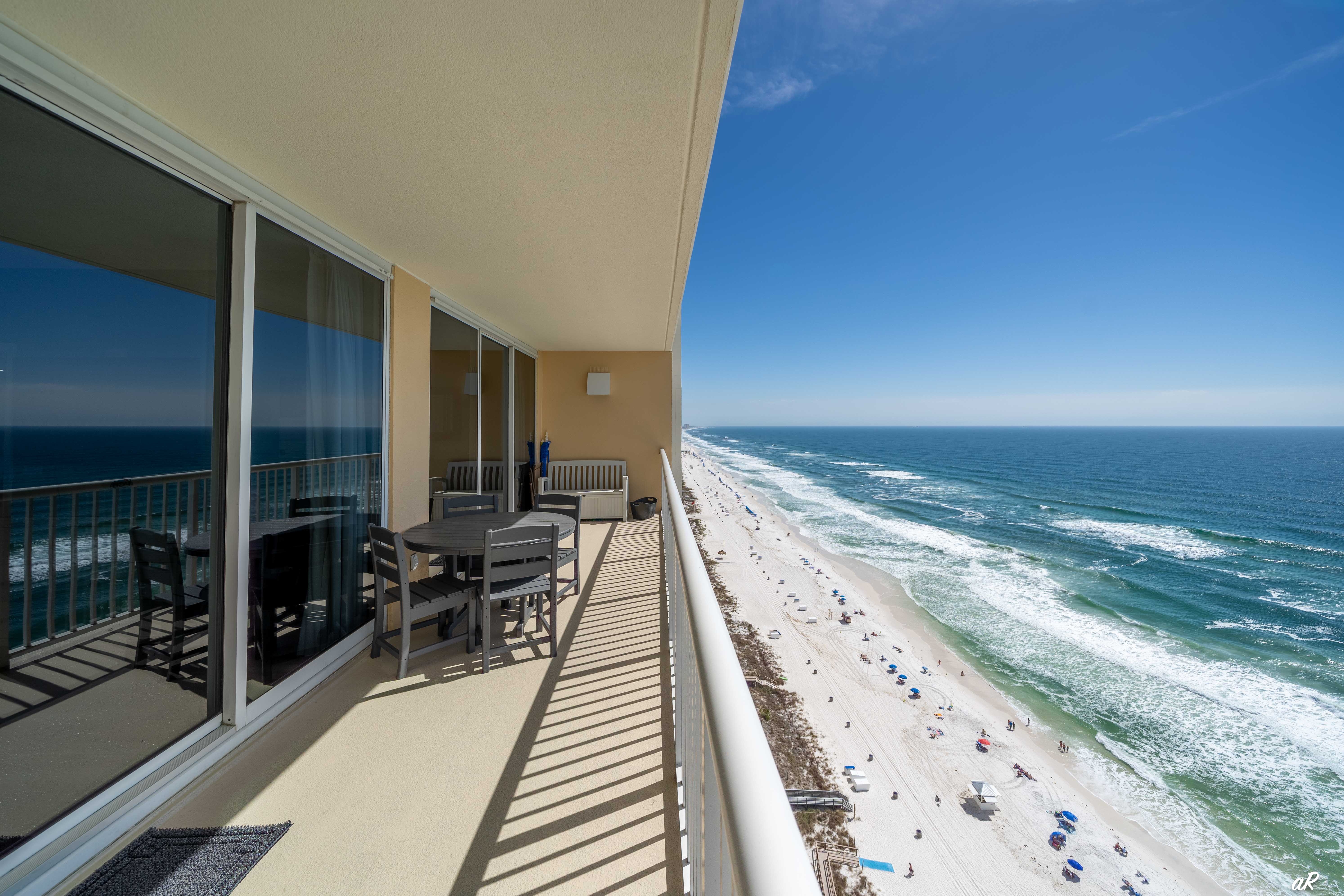 Beach Vacation Hub