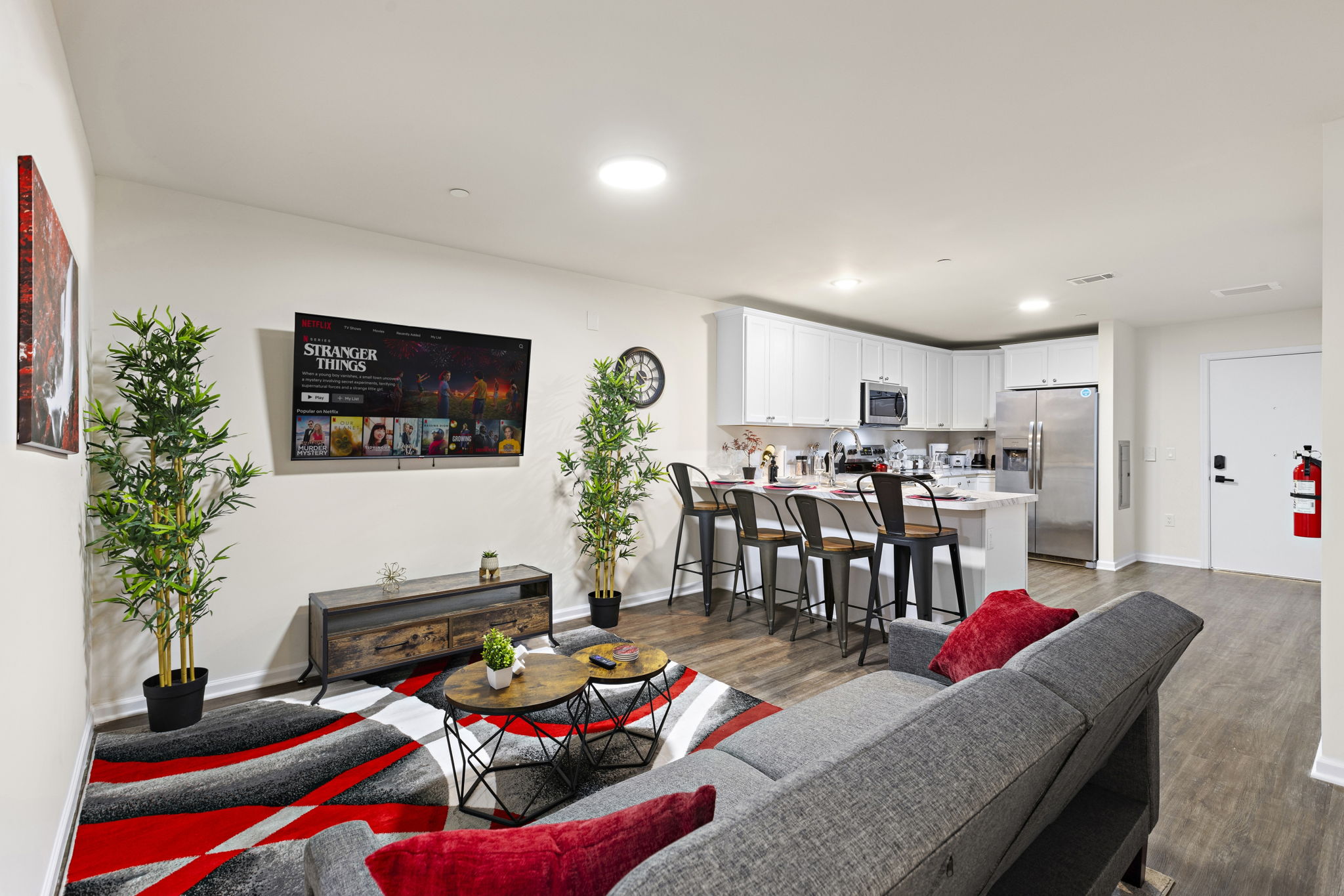Family Escape With Kitchen And Private Driveway - Cozy Haven - Newark, NJ