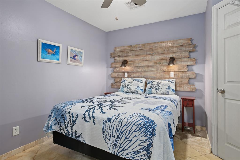Monthly Discount! W/d In Condo, Pets Welcome! - Galveston, TX