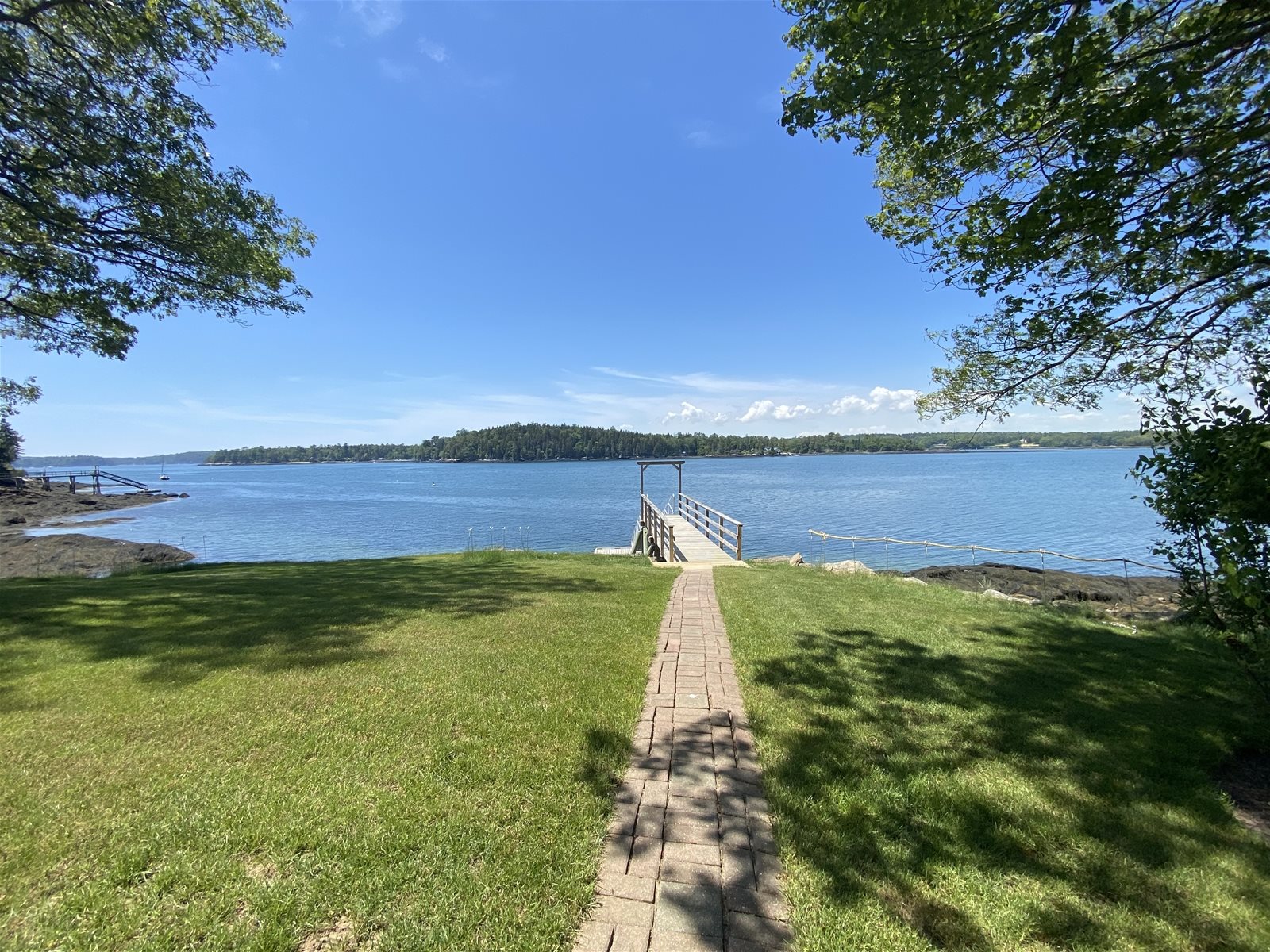 Meer Heim - L. Dewey Chase Rentals