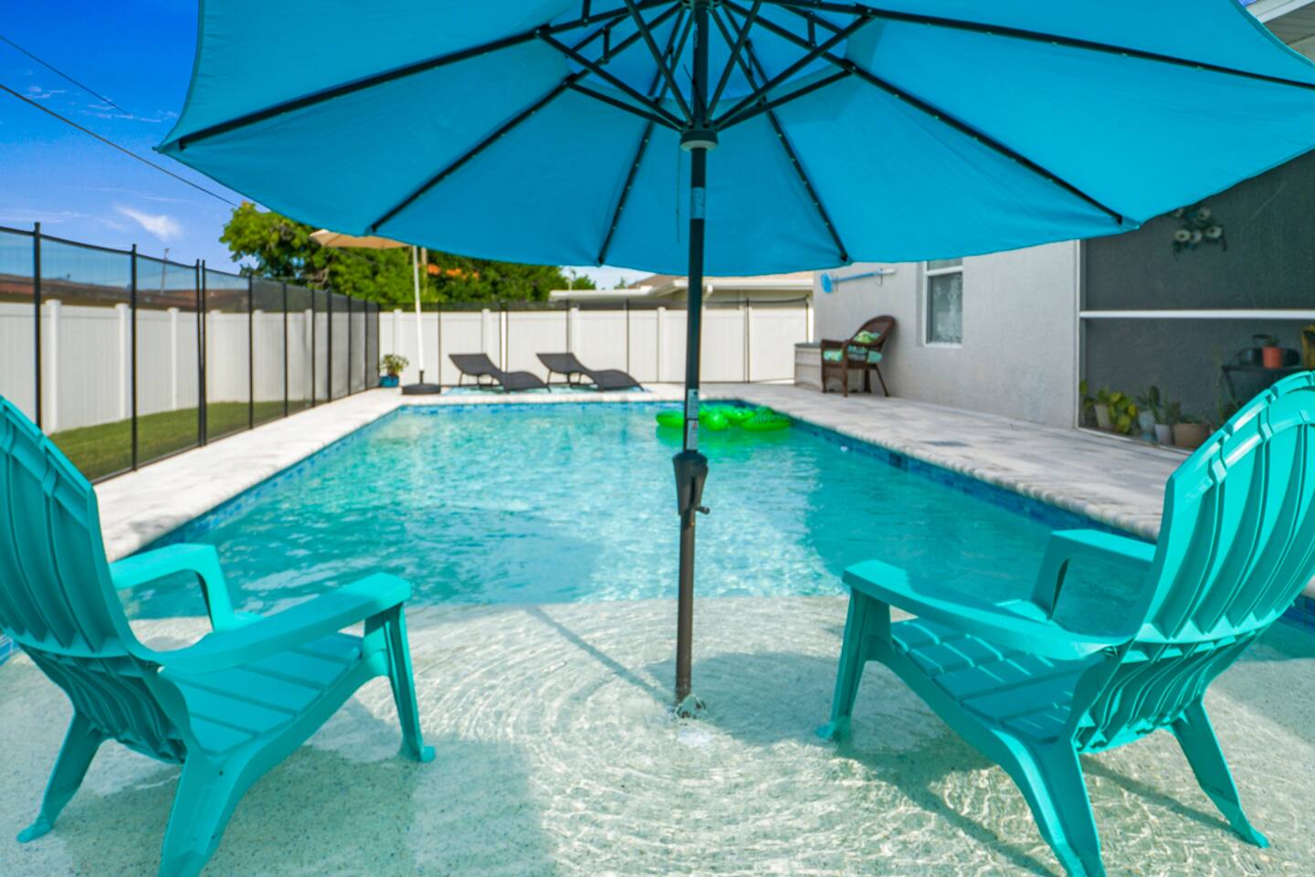 5 Star, 3 Bd Home, Heated Pool Located D-town Cape - Sanibel Island, FL