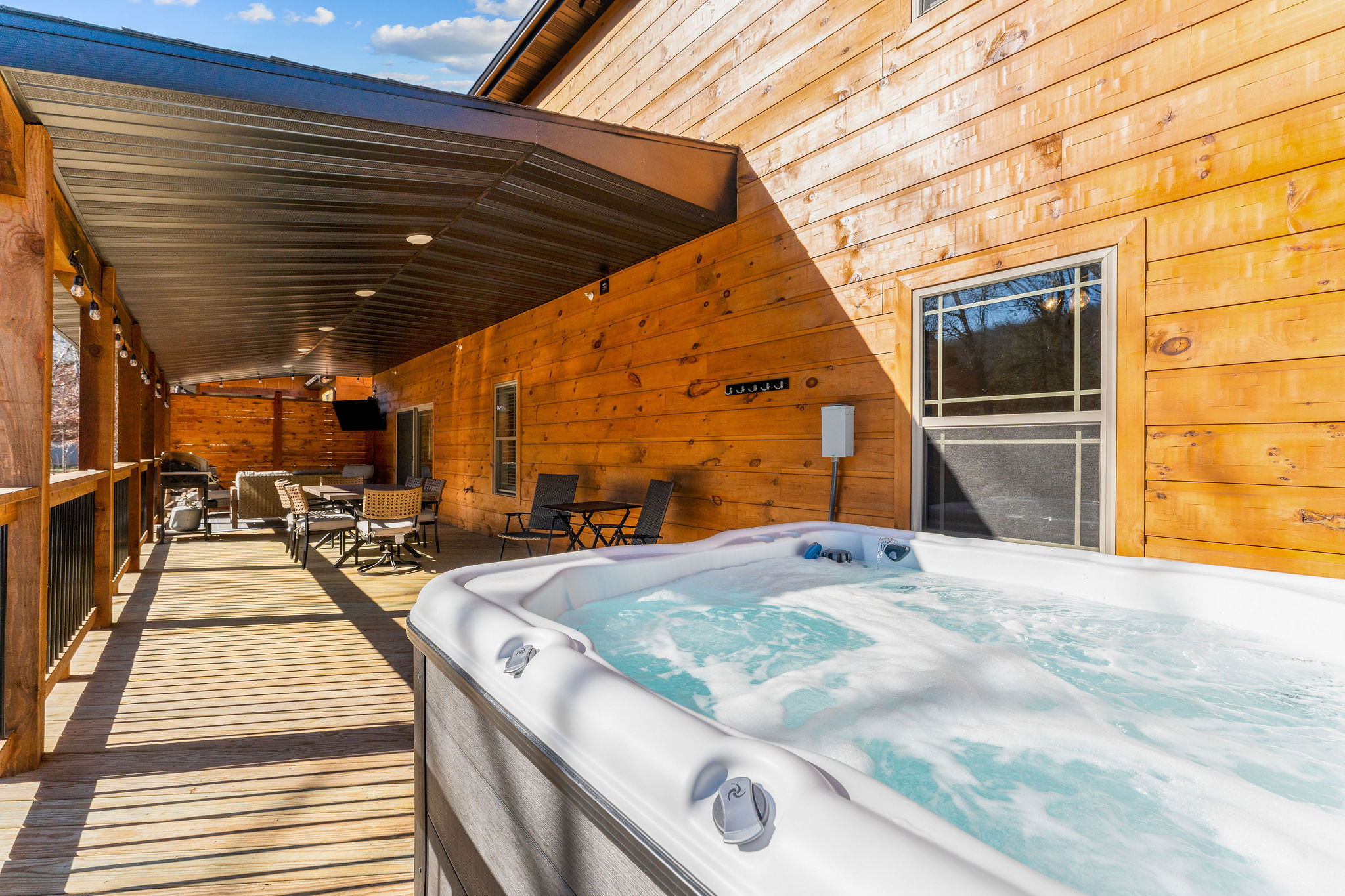 Take a Hike Cabin in Hollister MO - Sweet Adventures