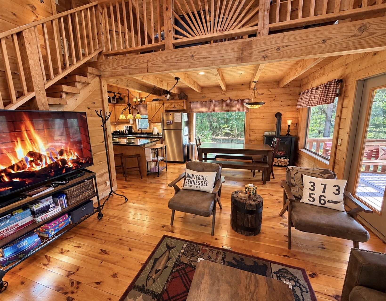 Mountain Thyme | Paddle Boat & Fish On The Pond! - Monteagle, TN