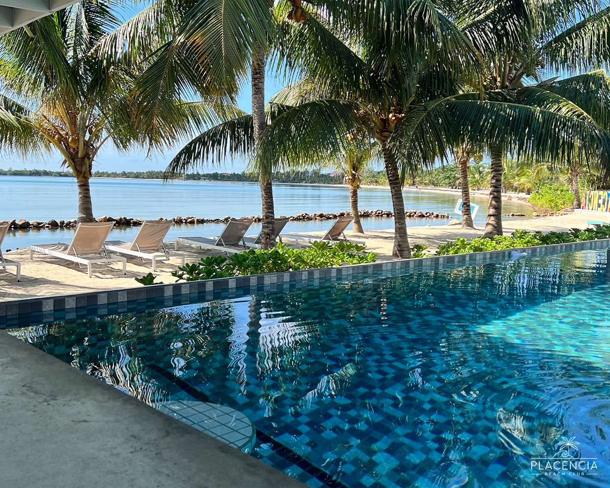 Explore & Play - Bella Sway Belize