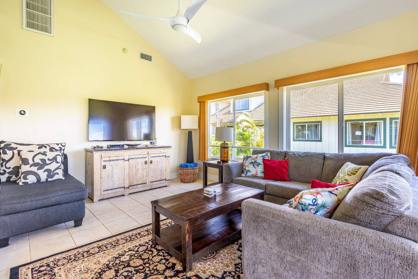 ★Fab Four Central A/C 4br walk to beach Pool! - KauaiStays