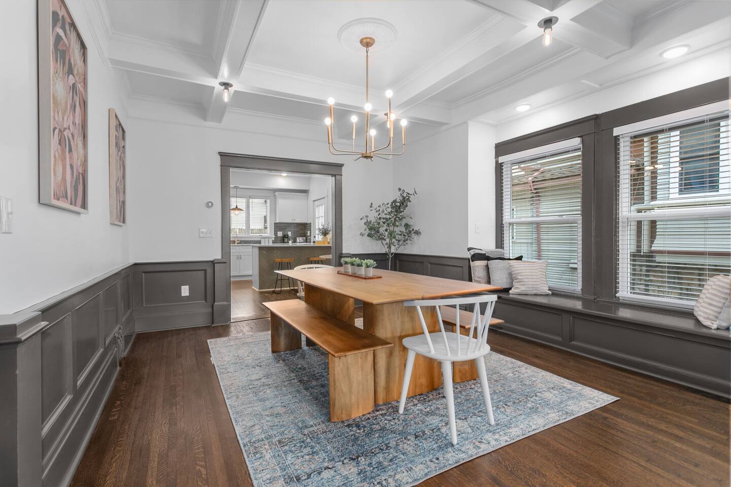 Charming Modern Craftsman Escape With Spacious Living - Delightful Haven - Kansas City, MO