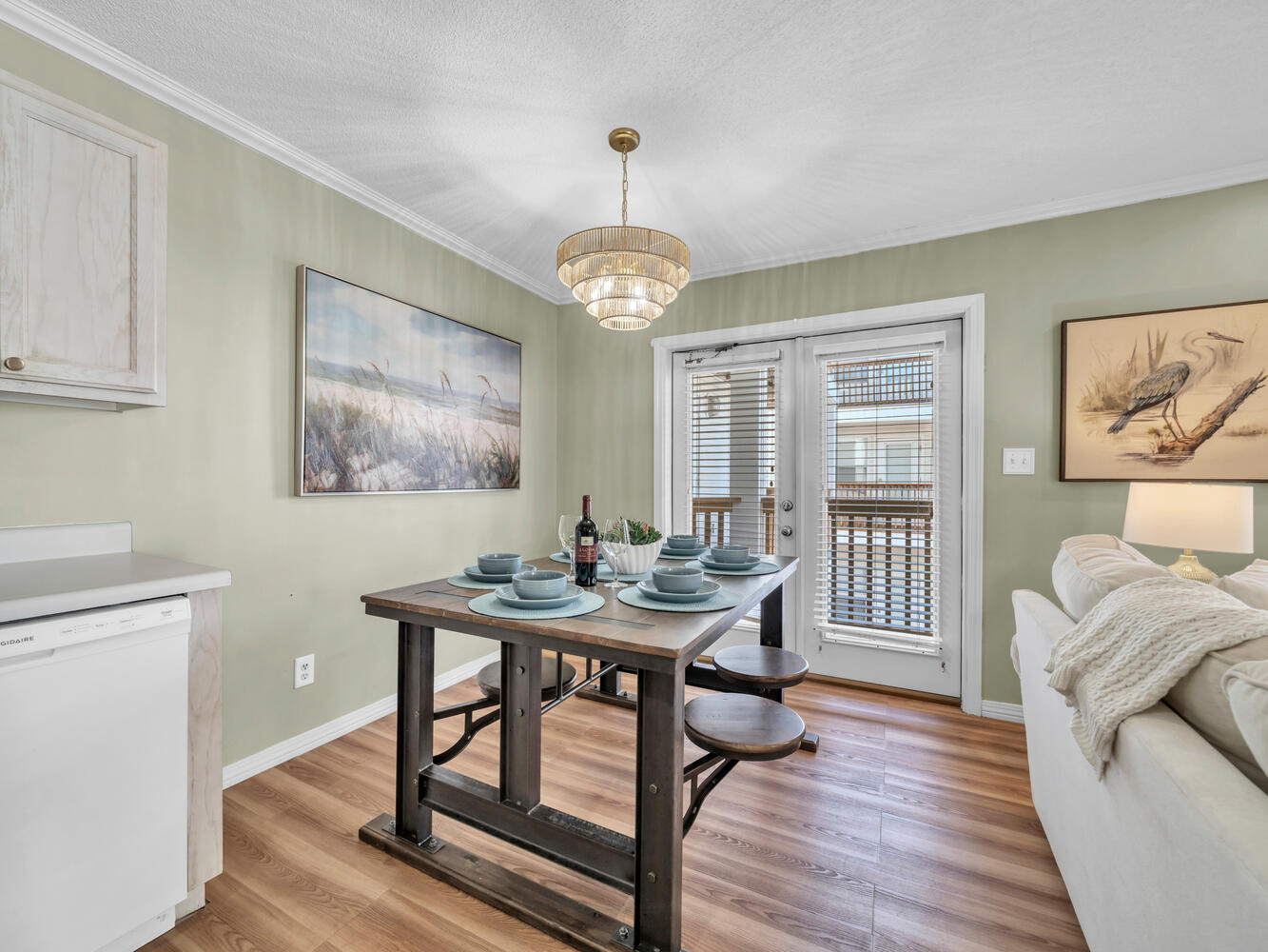 Sunset Cottages 2C "Melrose Place" - Beach Stays Vacations, LLC