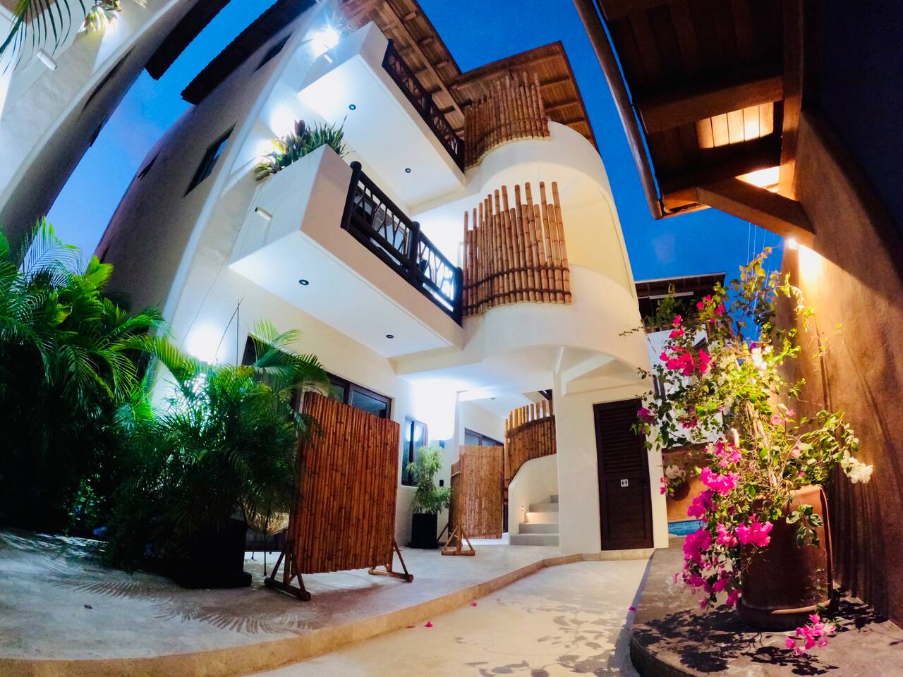 Boutique Condo Close To Everything - Zihuatanejo