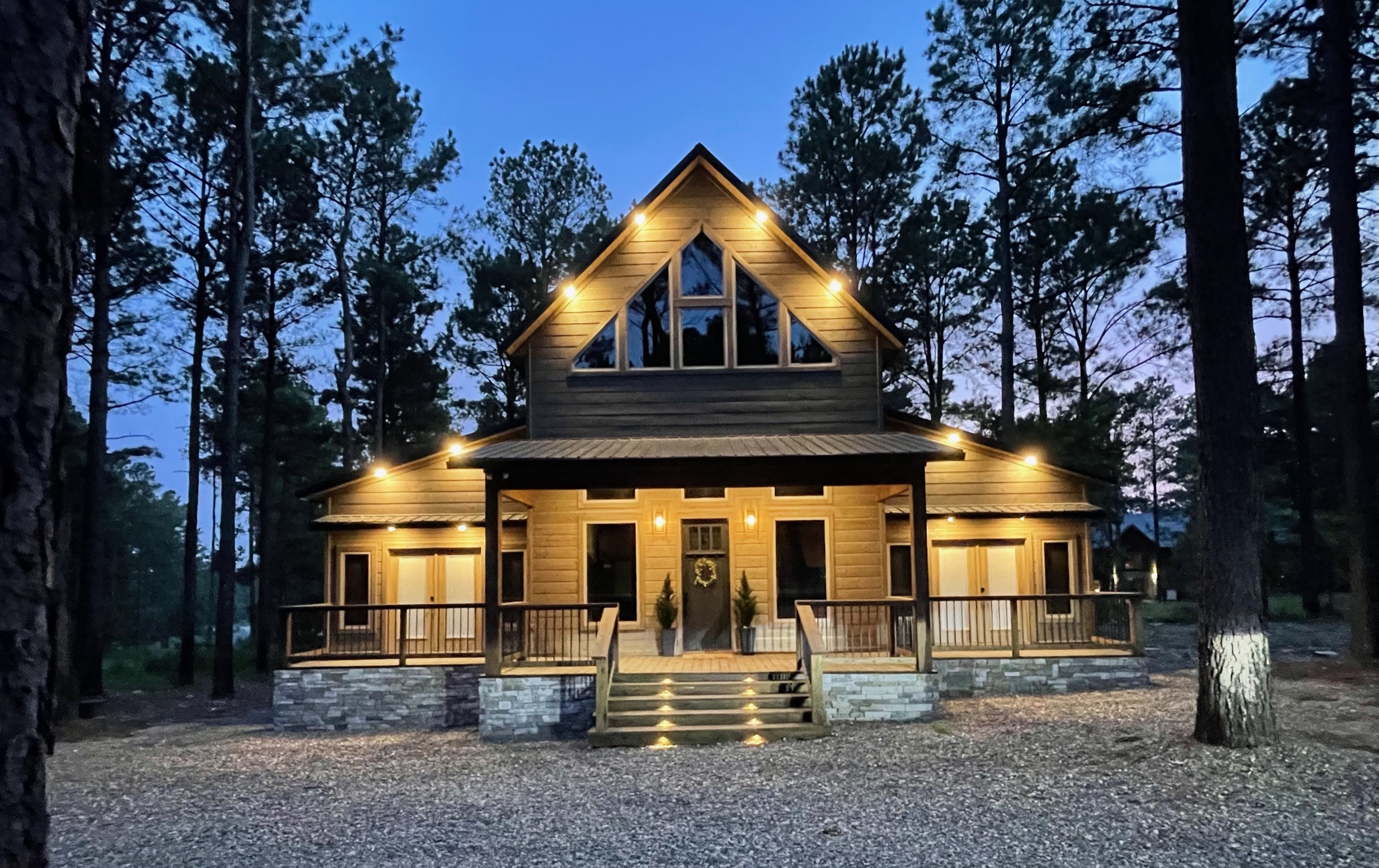Luxury Cabin | 2 King Suites | Hot Tub + Game Loft | Heart of Hochatown ...