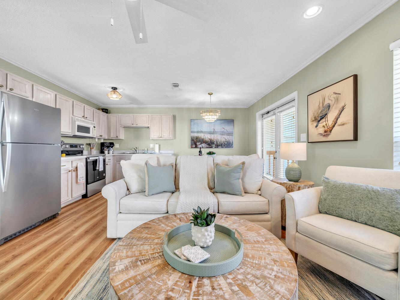 Sunset Cottages 2C "Melrose Place" - Beach Stays Vacations, LLC