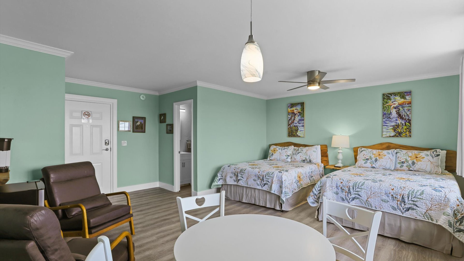 Pelican Vacation Rentals of Cedar Key, Florida - Pelican Vacation Home