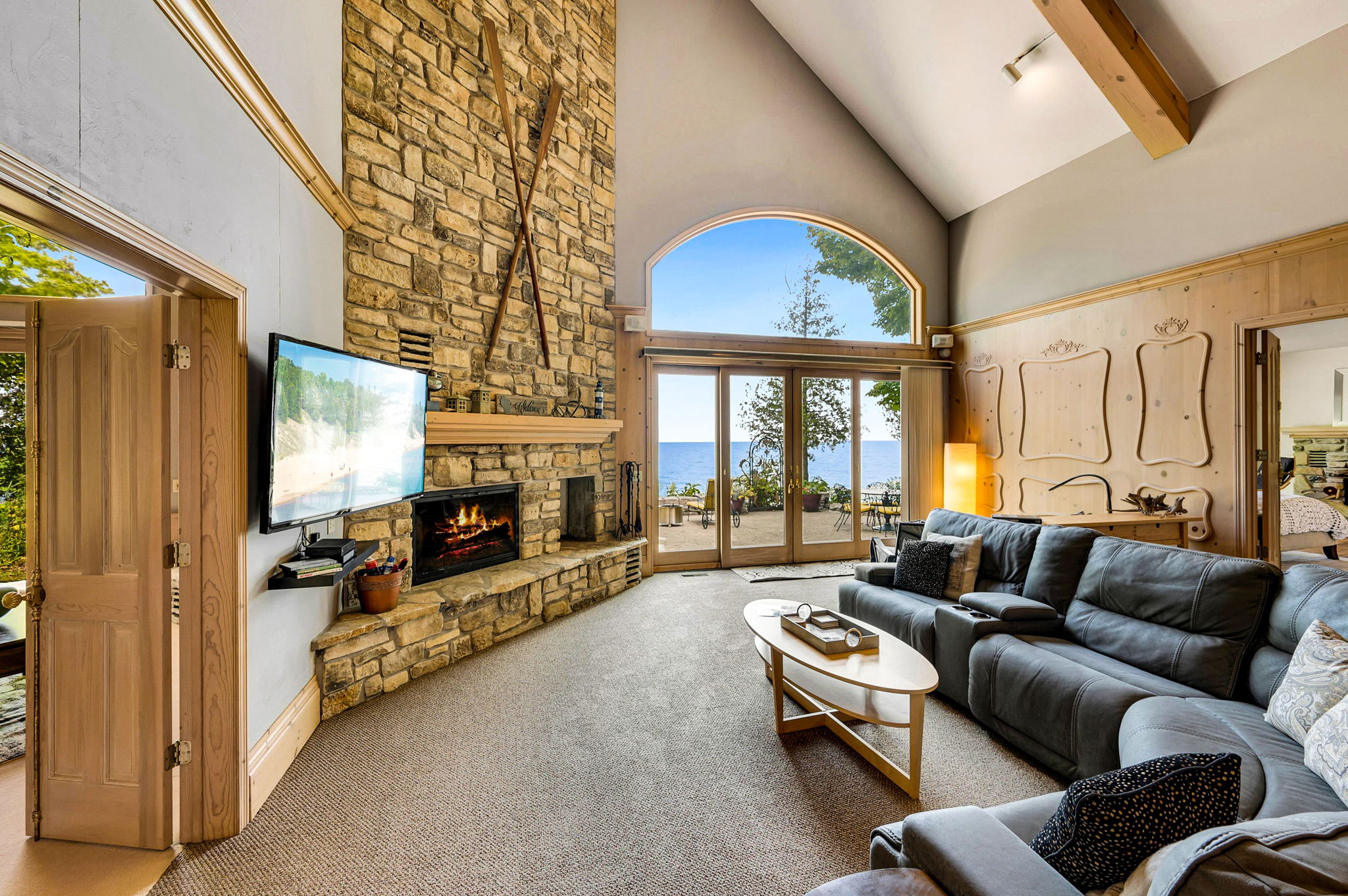 Lake House on Glidden - Sleeps 8-12 - Door County Premium Rentals