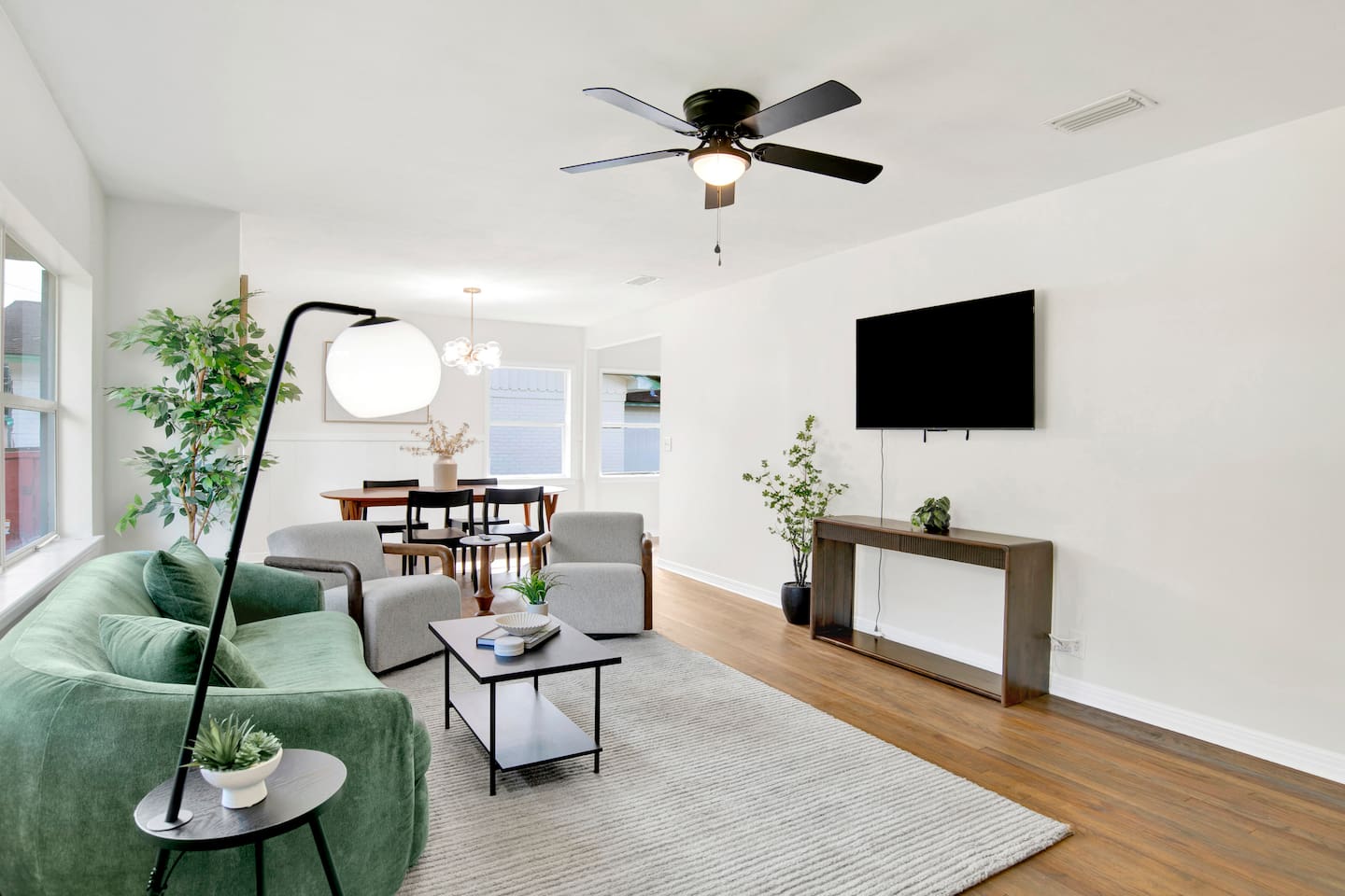 Modern Comfort And Thoughtful Amenities - Inviting Sanctuary - Mobile, AL