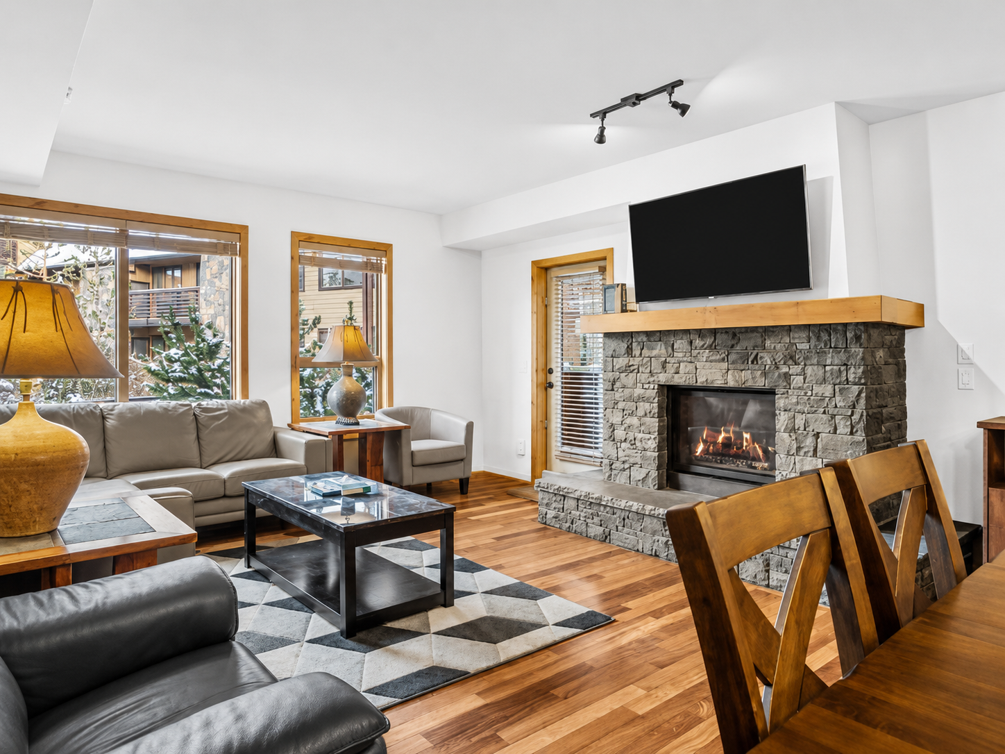 Spring Creek Courtyard Retreat | Hot Tub, Pool Table & Trailside Access - Canmore