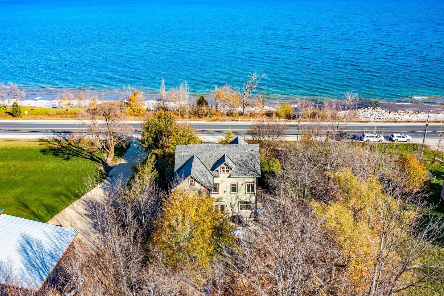 Shale Beach House - Book Direct & Save $$ | Blue Mountain Cottages ...