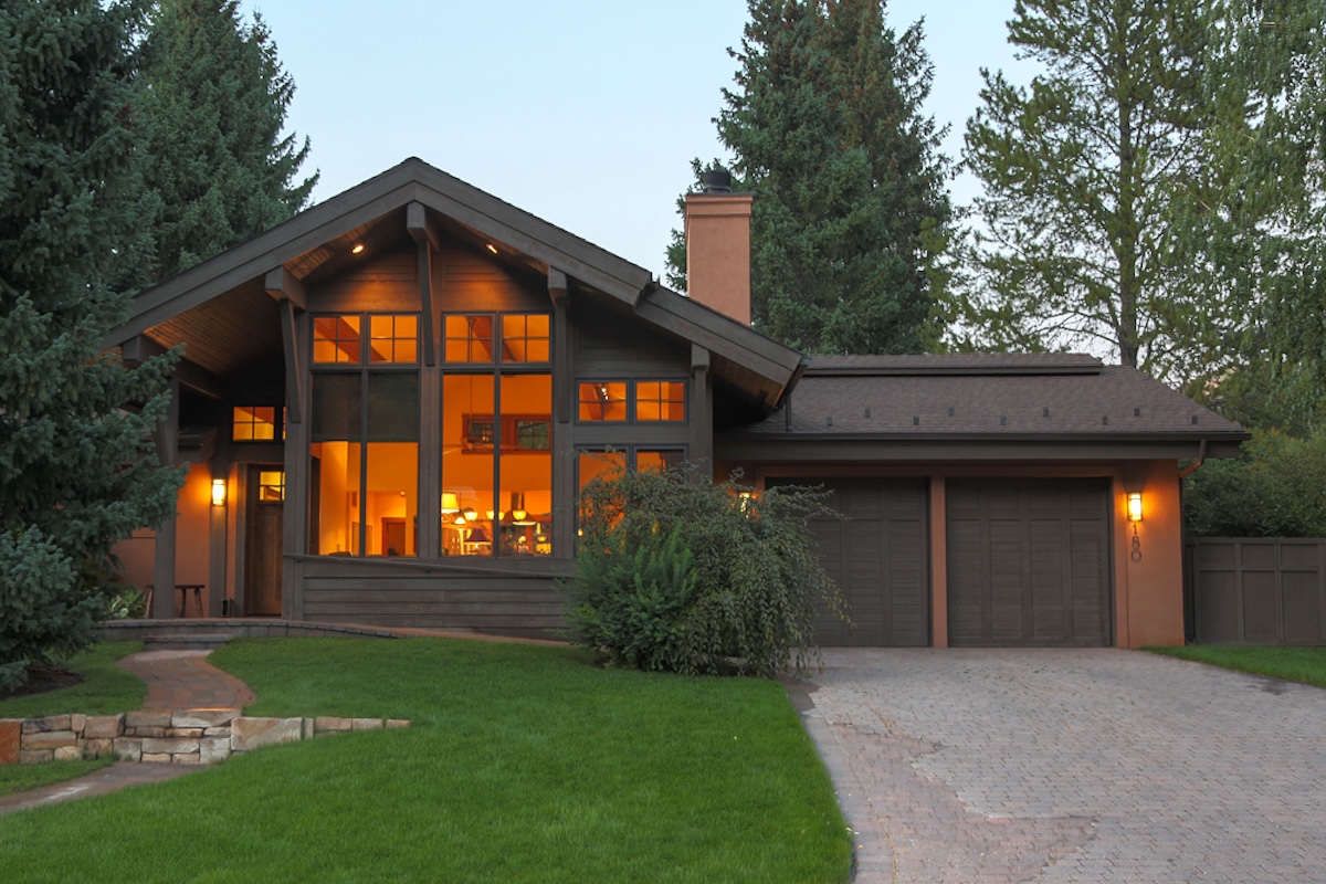 Ketchum 4 BR Edelweiss Luxury Home - Sun Valley Luxury Lodgings