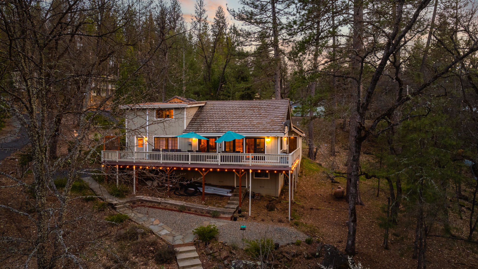 The Cove Lake House at Pine Mountain Lake - Opt Out Vacation Rentals