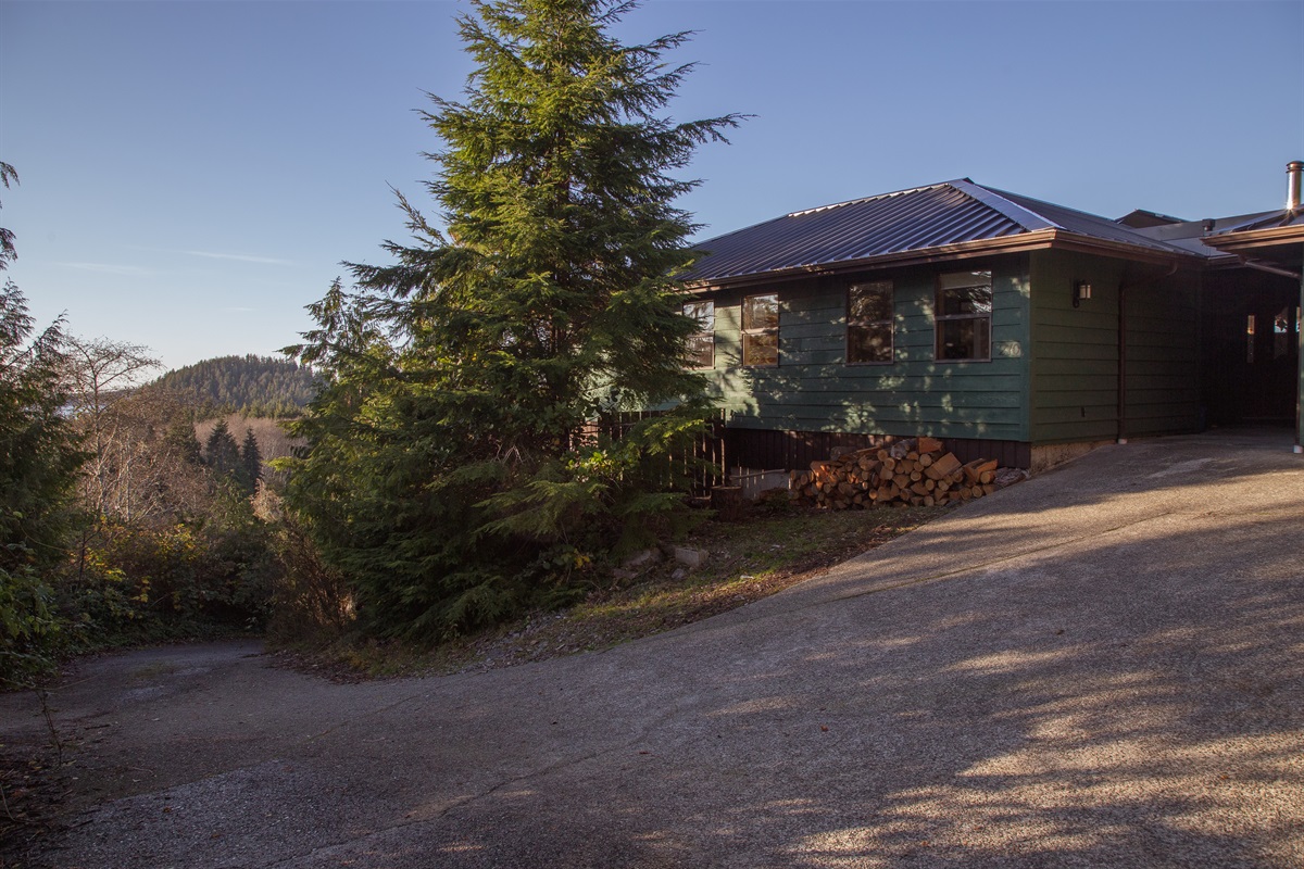 Eagle View House - Tofino Vacation Rentals