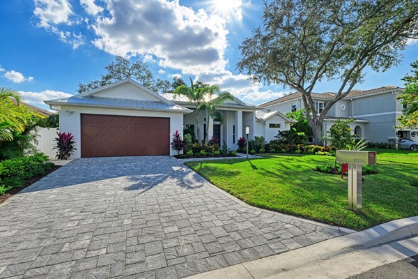 Photos - Magnolia House