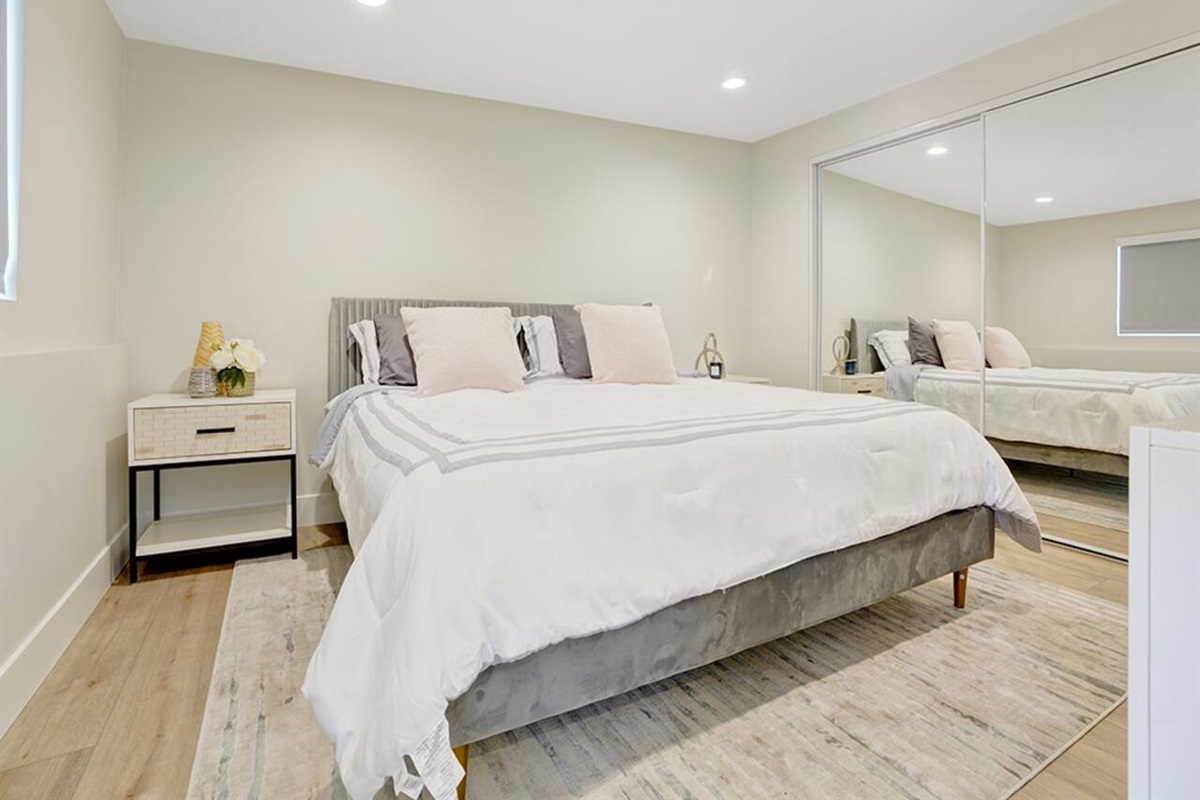 Newly Renovated Elegant 2BR Only 4mi To Disney Disneyland Vacation