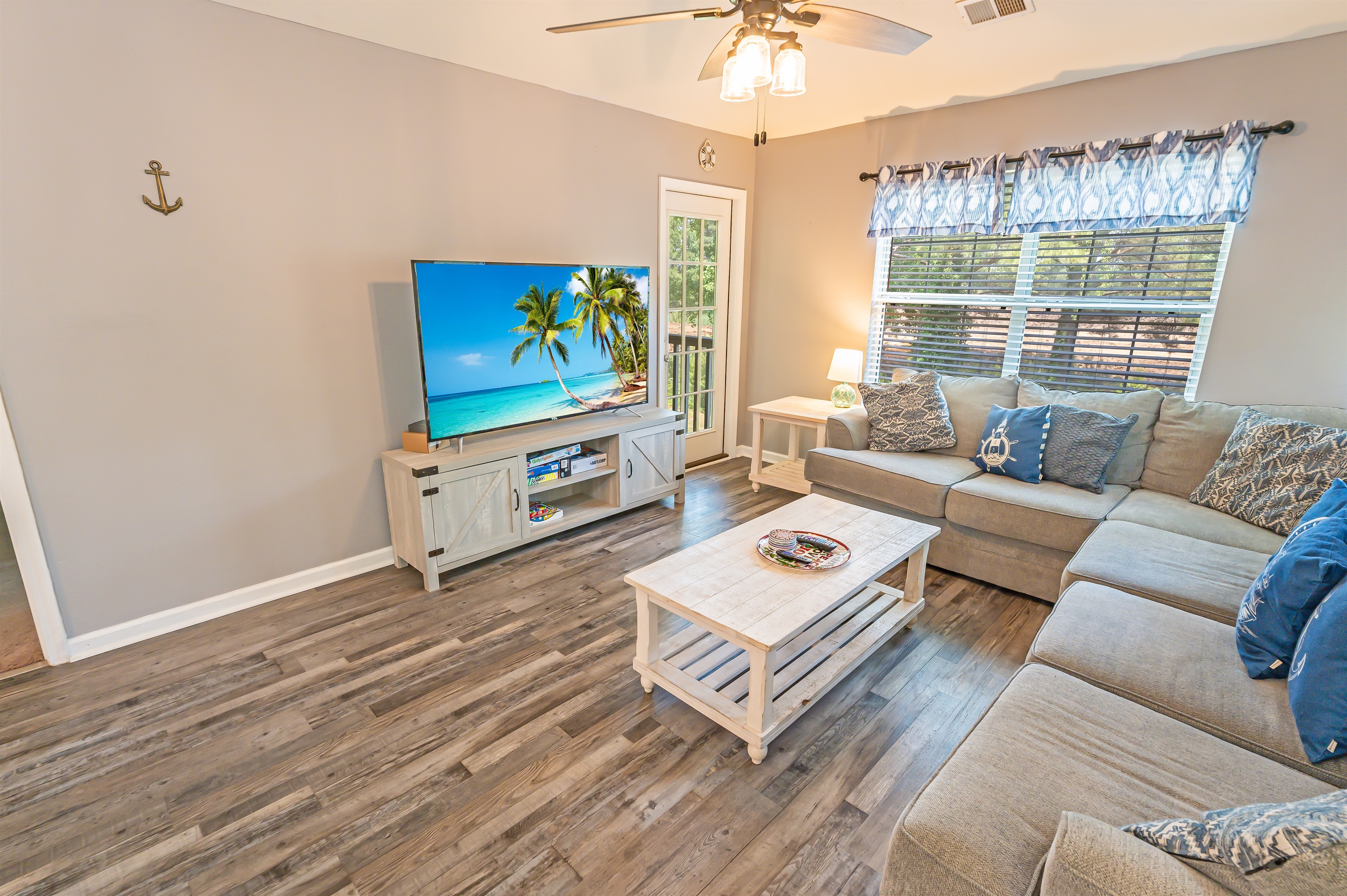 River Oaks 12-F - 3 Bedroom - Big Fish Rentals