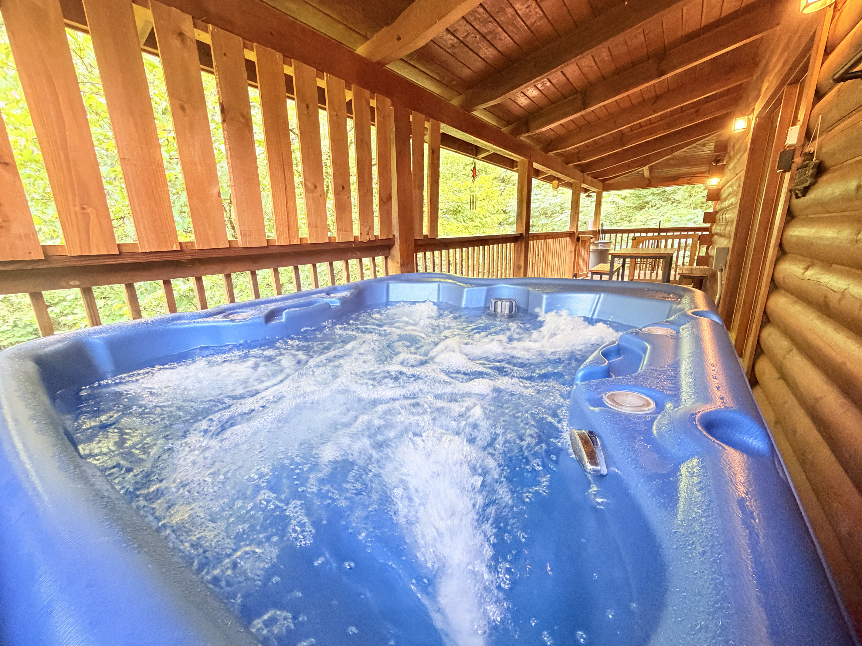 2 King Suites + Loft With 4 Full Beds | Hot Tub | Resort Pool - Sevierville
