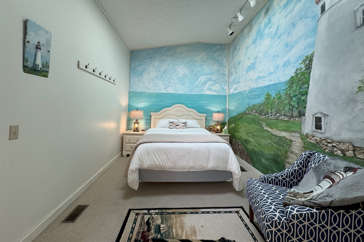 Lighthouse Room "Room #6" - Victorian Inn