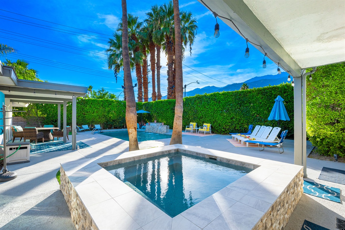 Palm Springs Resort Style Home - Dube Vacation Rentals