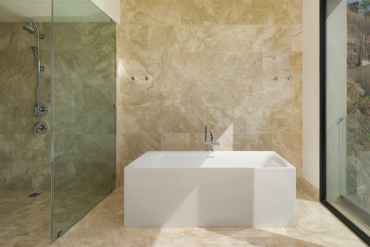 Villa Calista | Architectural Marvel Overlooking Tamarindo Bay