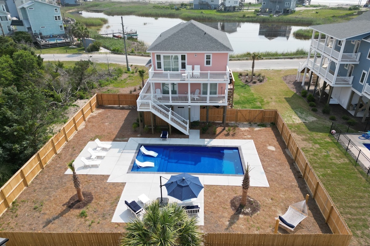 Tickled Pink - North Carolina Escapes