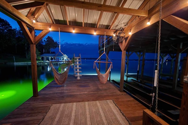 Photos - Lake Views on Caney Lake