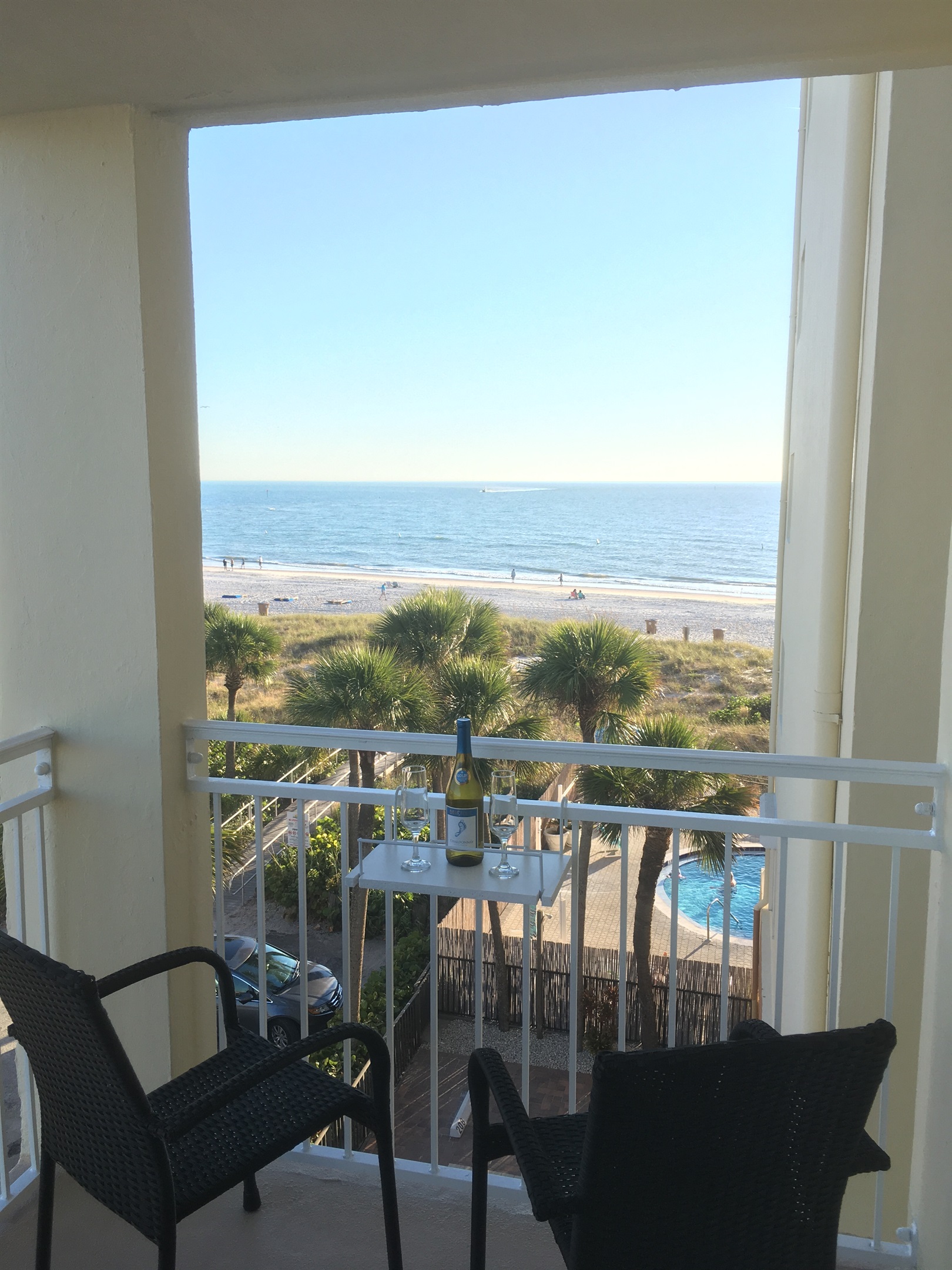 Welcome to our website. Book directly with us and pay no booking fees ...