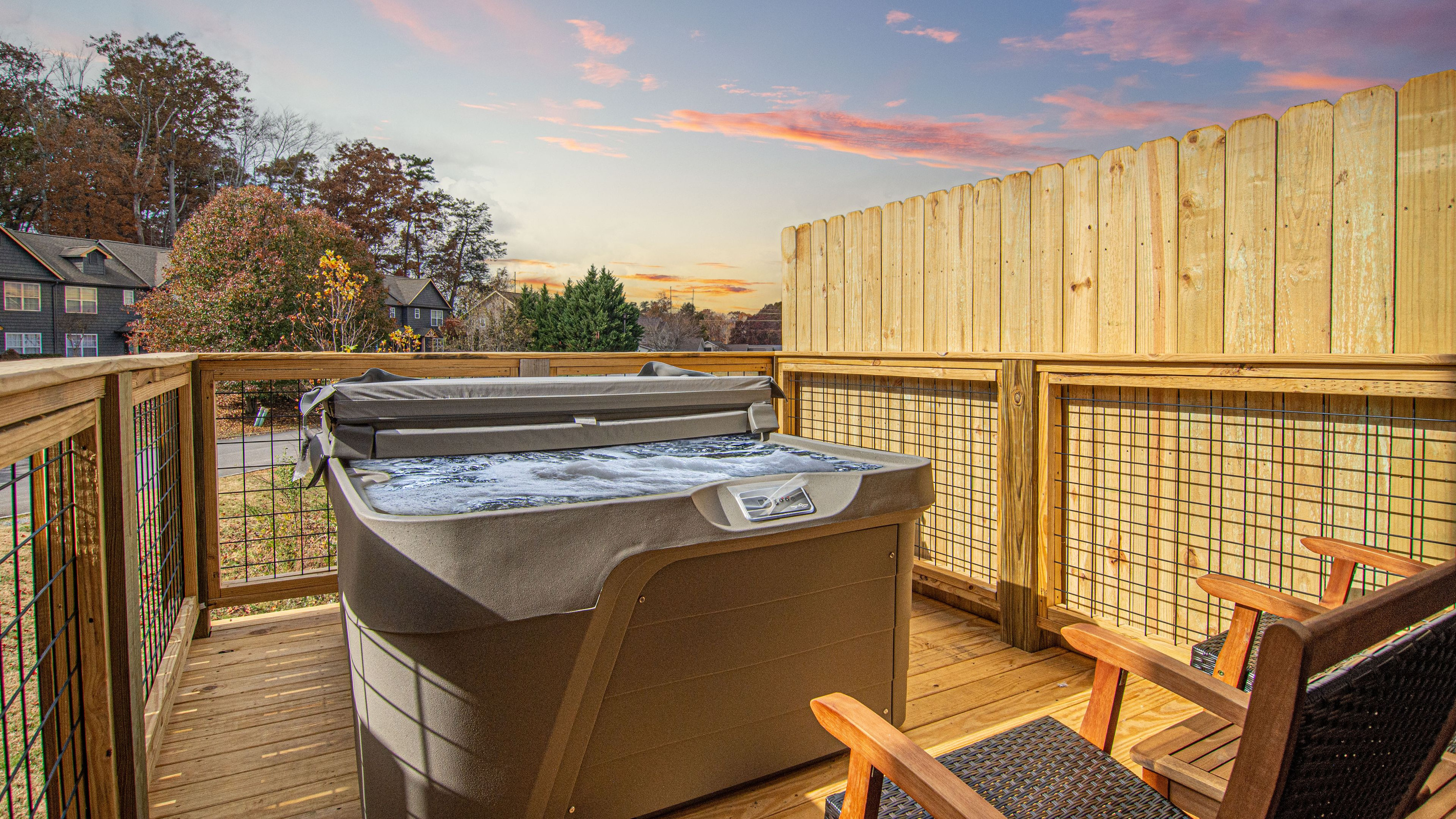 Cute Condo | Hot Tub | Minutes To Pigeon Forge! - Sevierville