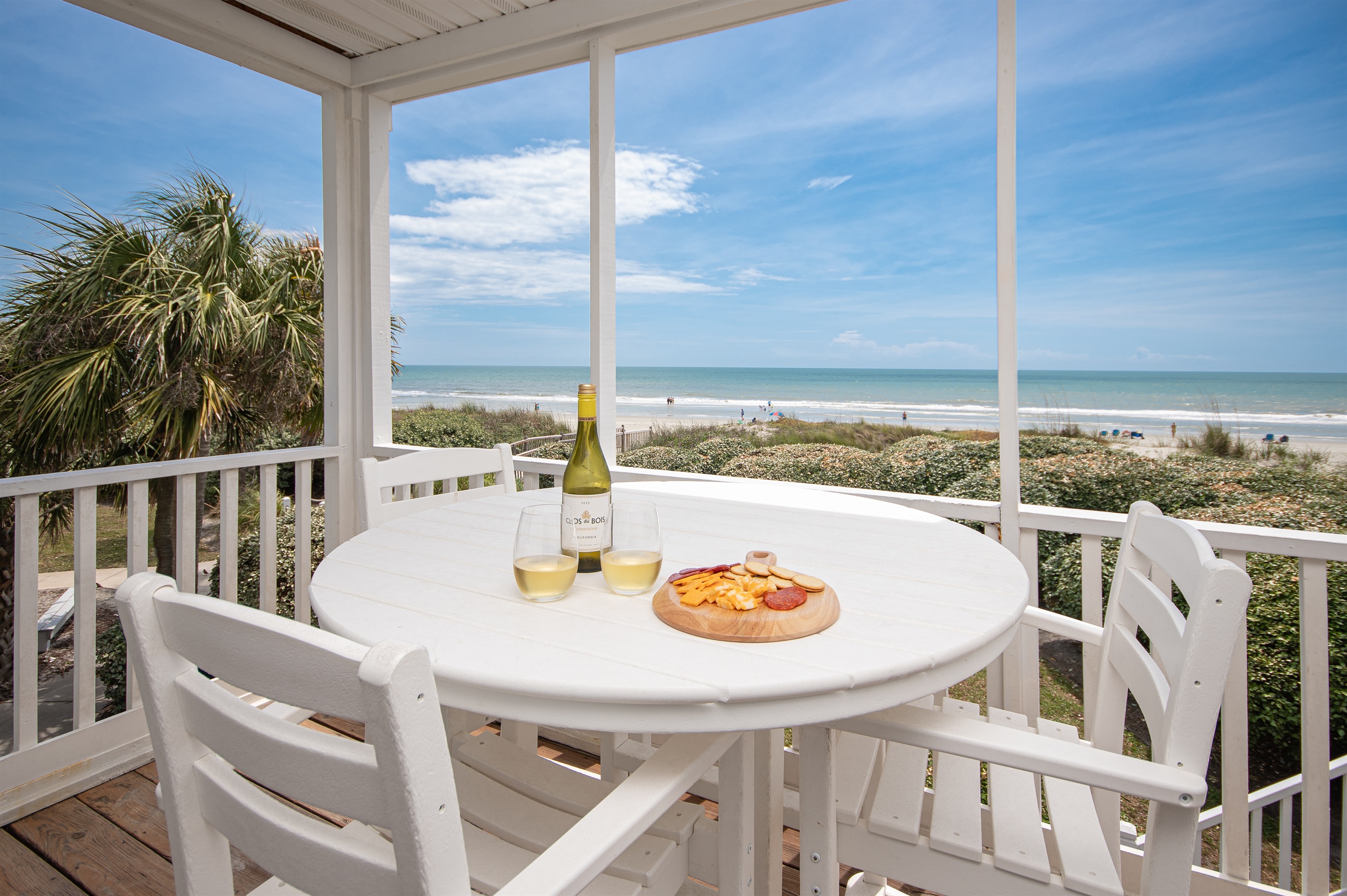 Surf Haven - Dream Vacation Days