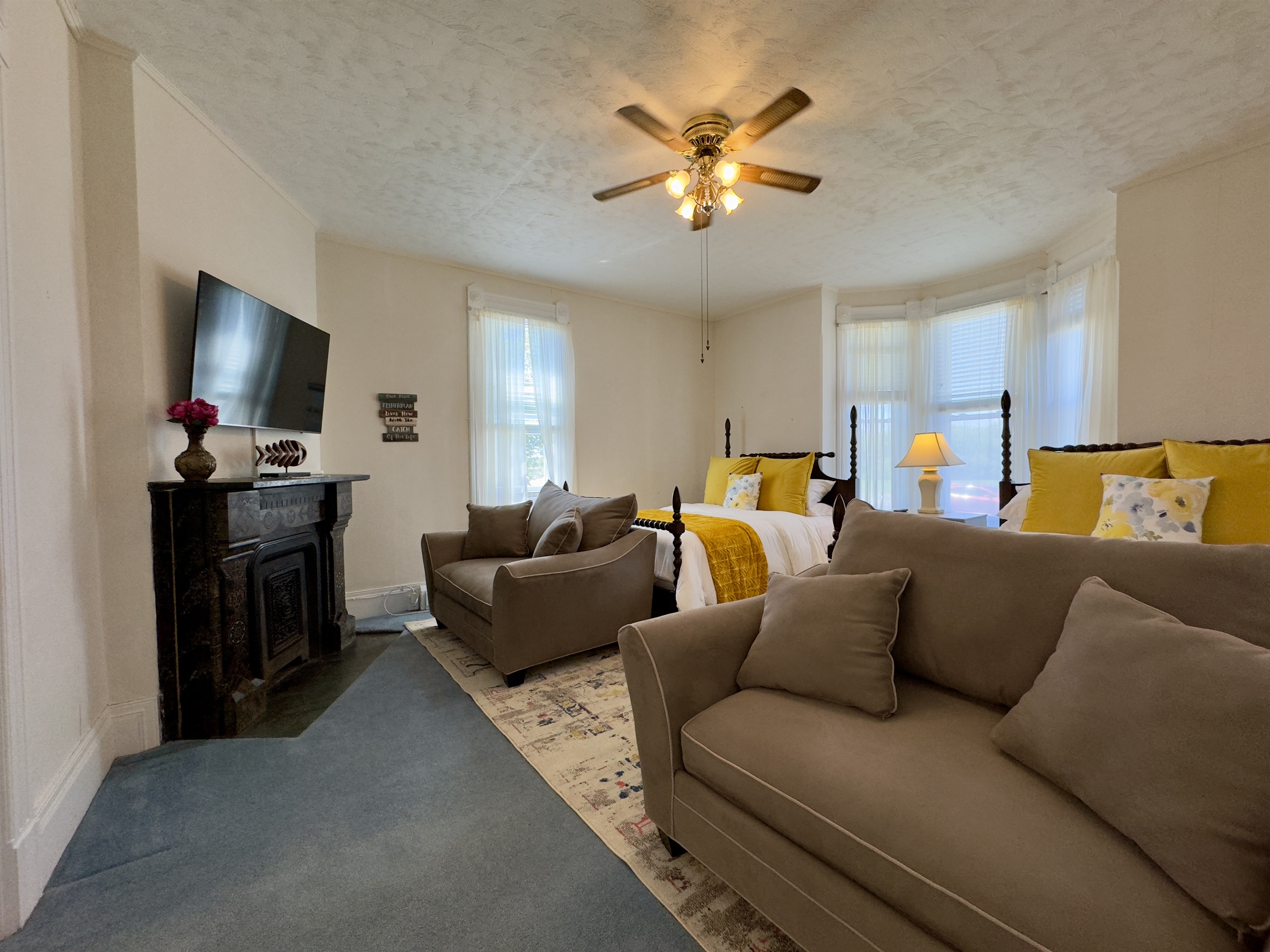 Victorian Inn - Victorian Inn