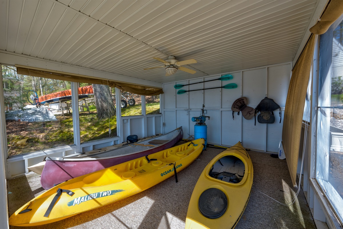 Sturbridge Lake House - Residence by Julianos