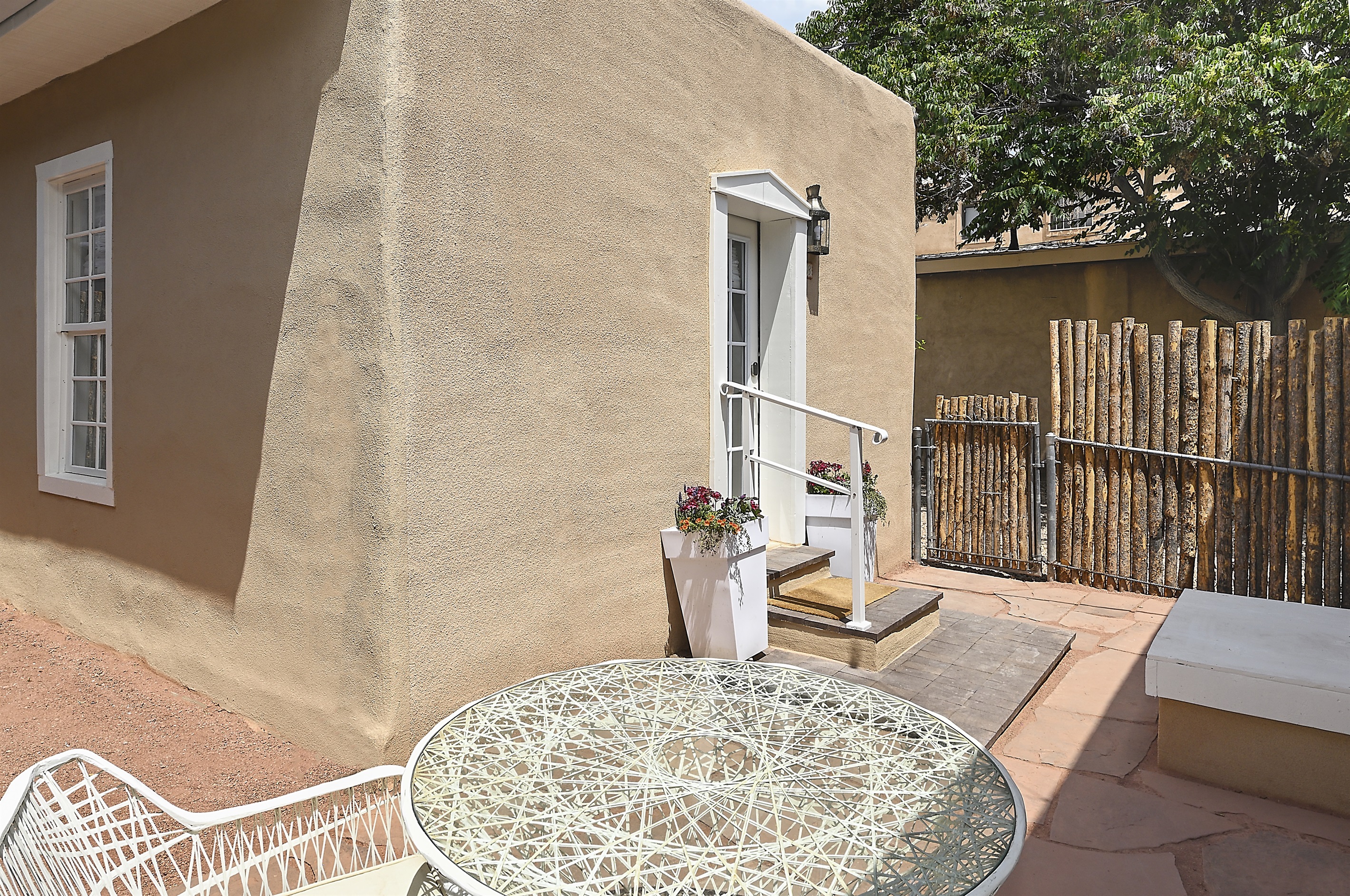 Private Patio And Serene Courtyard With Fountain - Charming Enchanting - Santa Fe, NM