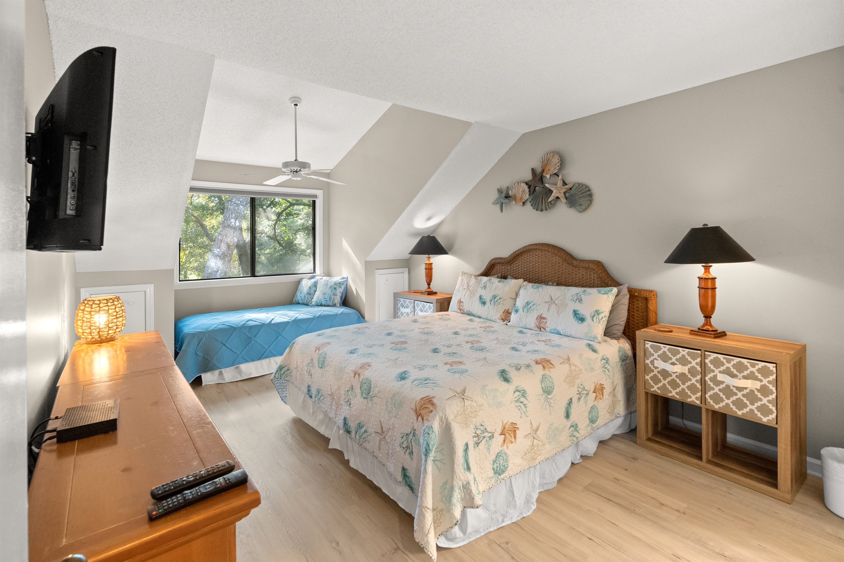 B2 Vacations - B2 Vacations