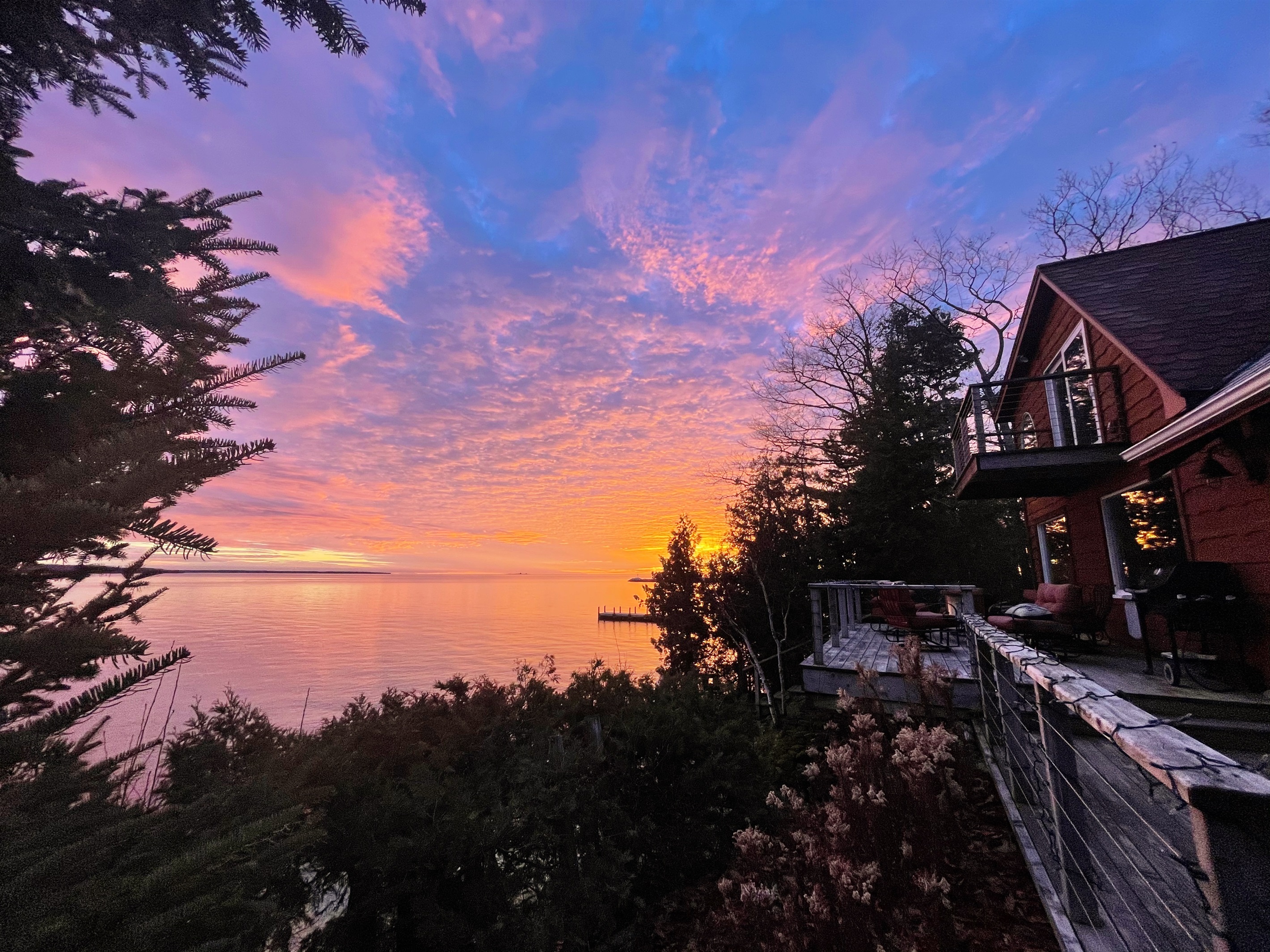 Spectacular Views And Unique Cabin Experience - Charming Lakeside Retreat - Door County, WI
