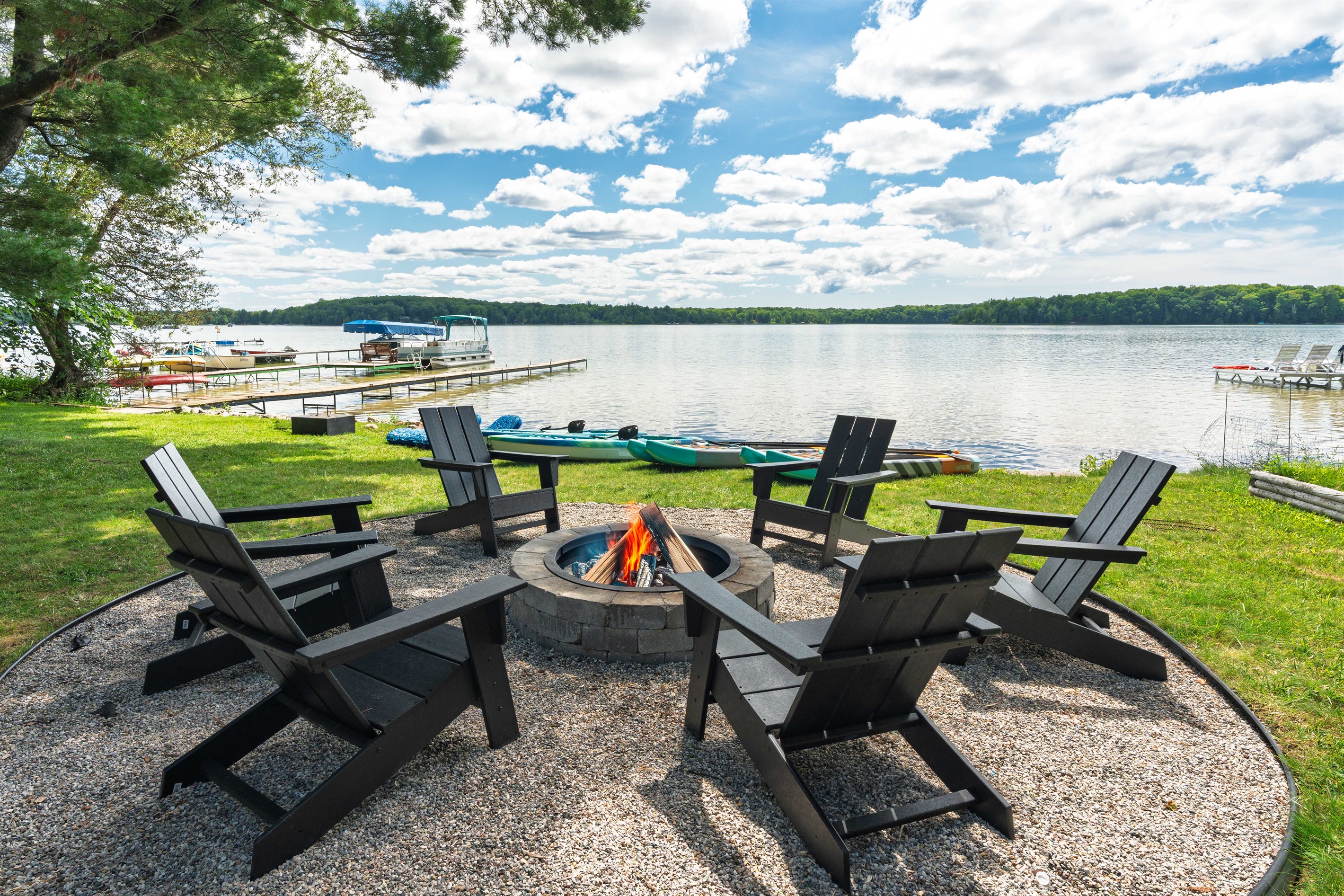 The Dragonfly Nest on Lake Ann - The Nest Collection