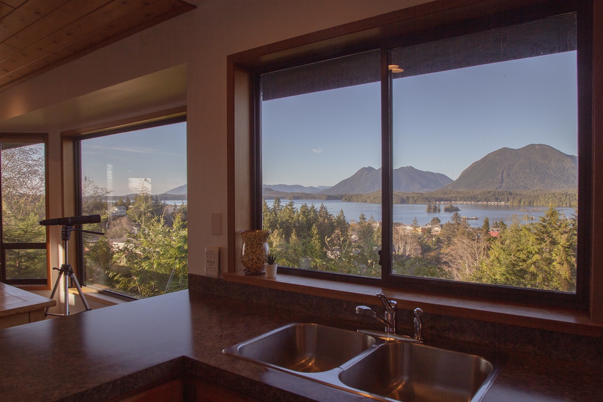 Eagle View House - Tofino Vacation Rentals