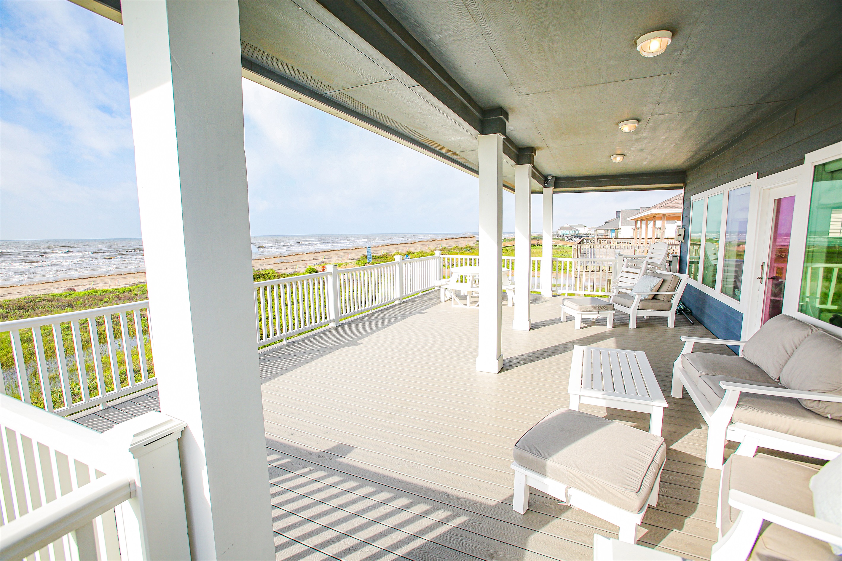 Spectacular 1st Row Beach Front Home ~ Sleeps 16 - Surfside Beach, TX