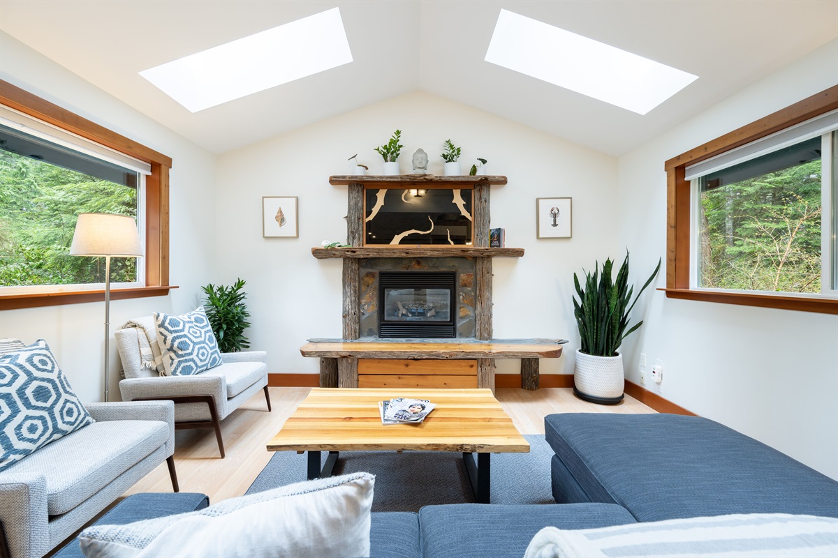 Skylight Cottage - Tofino Vacation Rentals