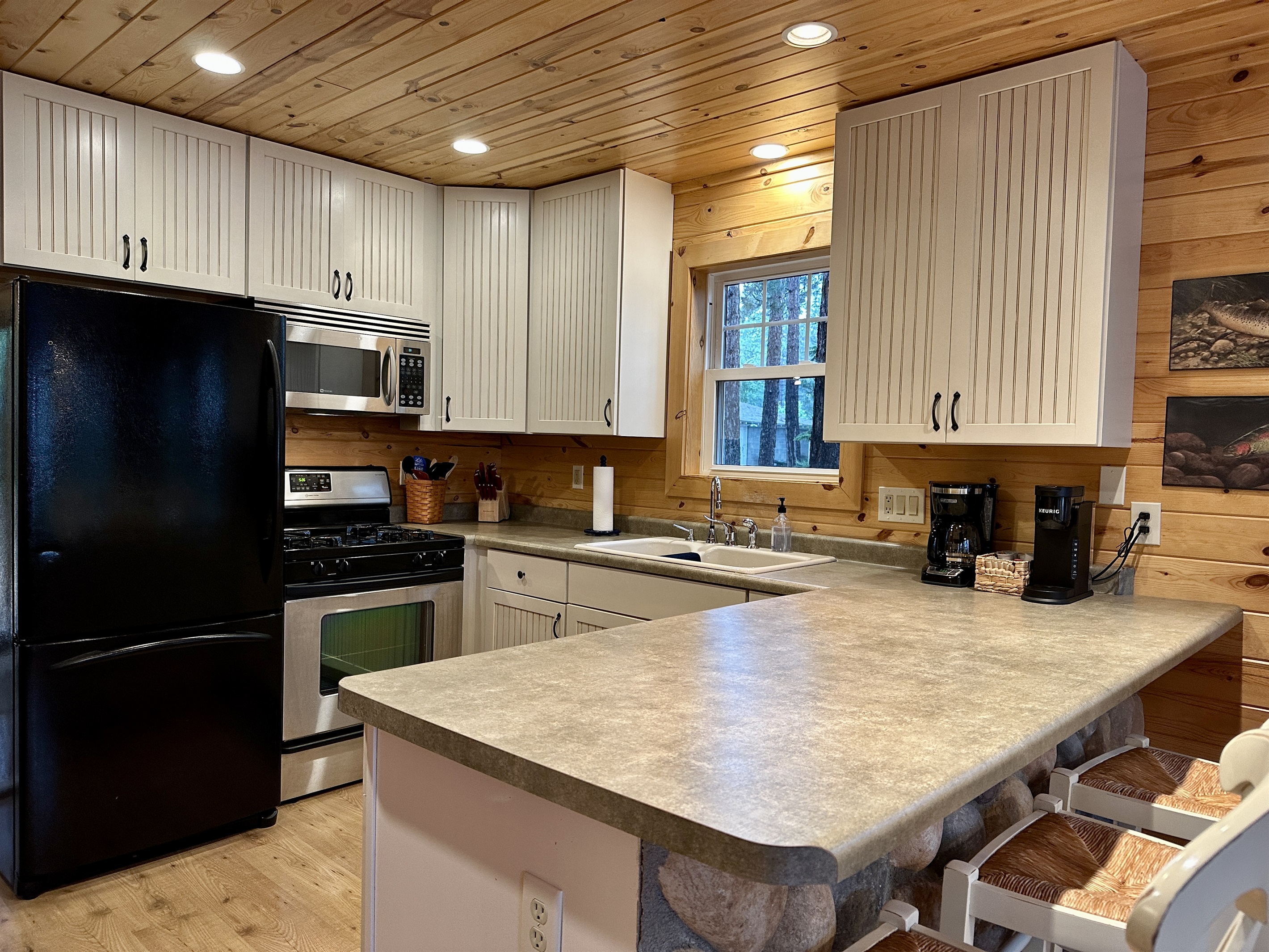 Red Pine Hideaway | Brainerd Lakes Area Vacation Rental - Red Pine ...