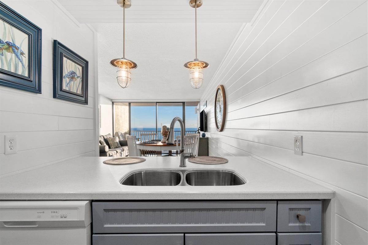 Windward 605 - Edgewater Beach Resort Condos