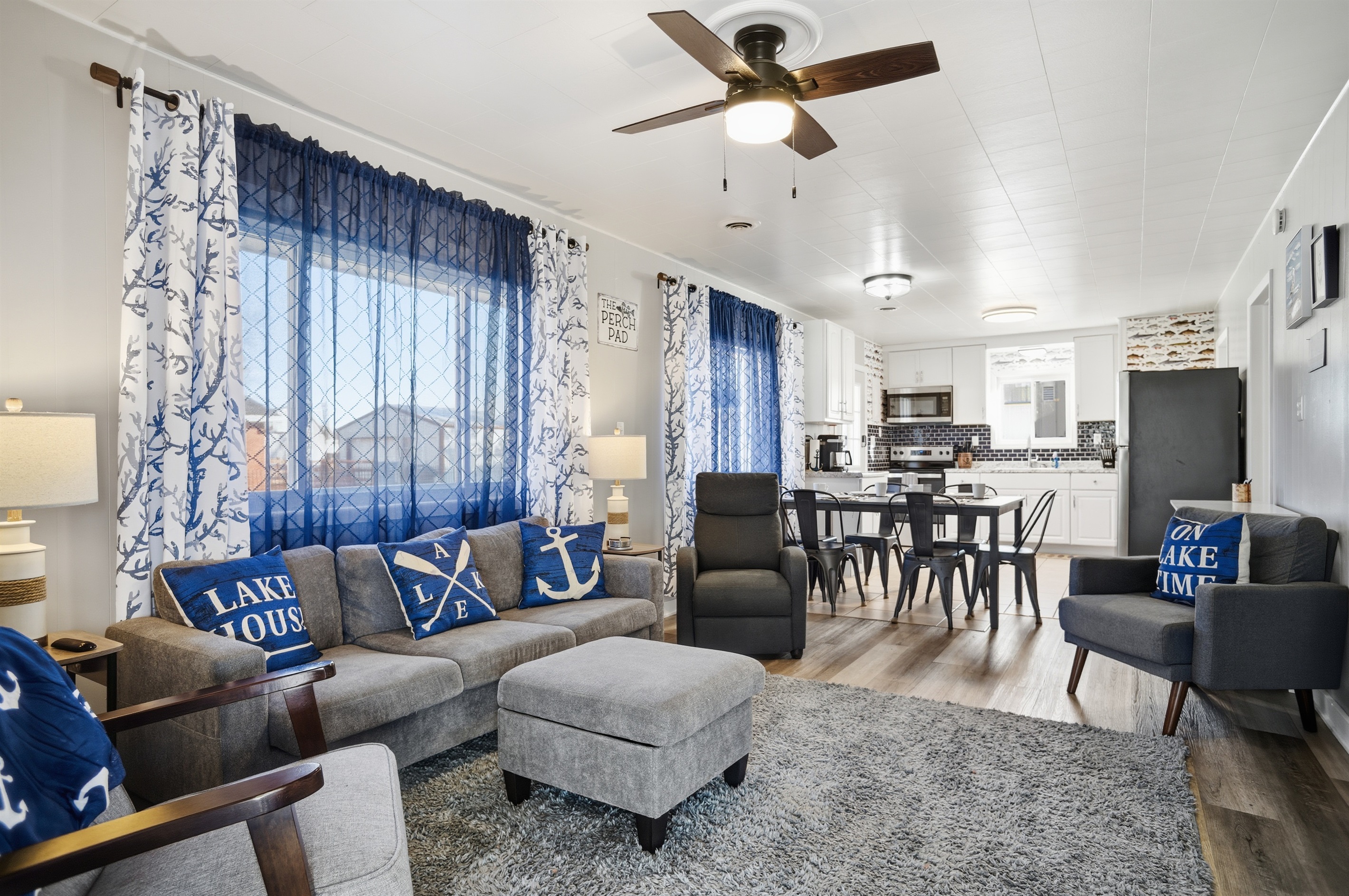 Cozy Retreat With Lake Views And Spacious Loft - Inviting Winter Escape - Lake Erie, PA
