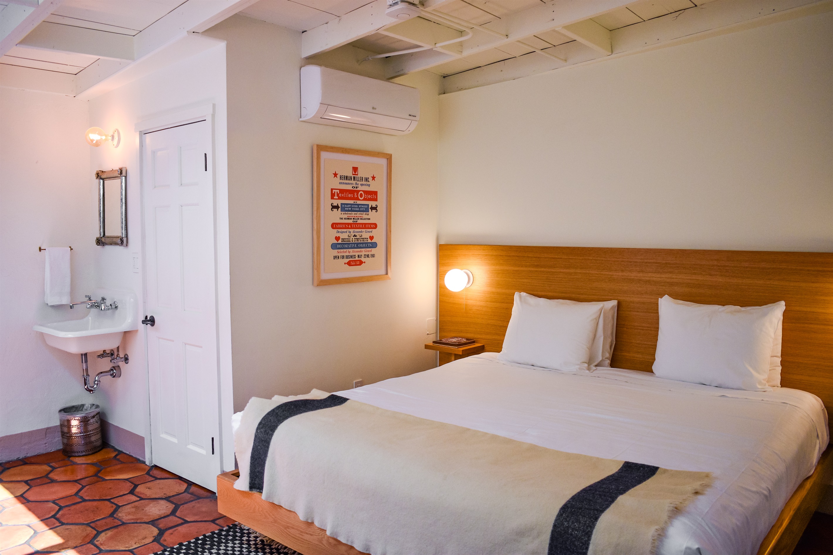The Parador | Farmhand 2 | Downtown - Santa Fe, NM